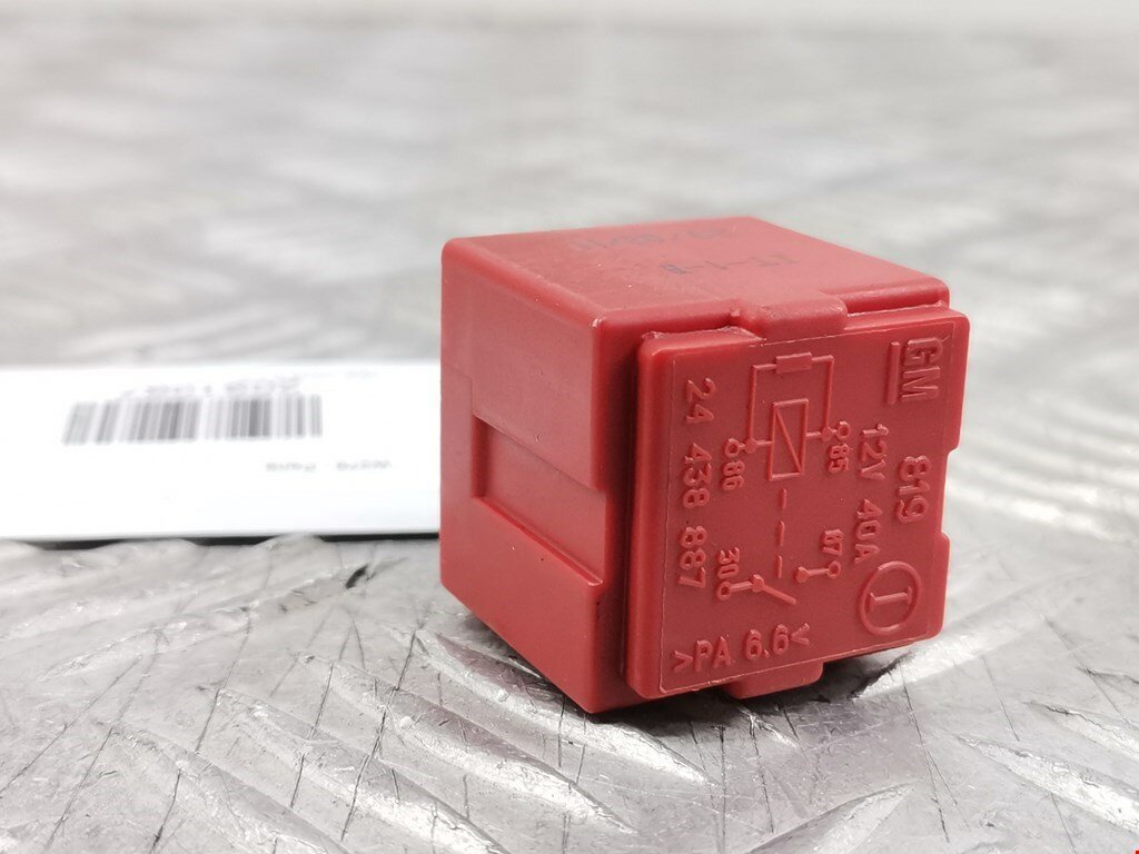 Реле вентилятора Opel Corsa D 24438887 арт. 2091067