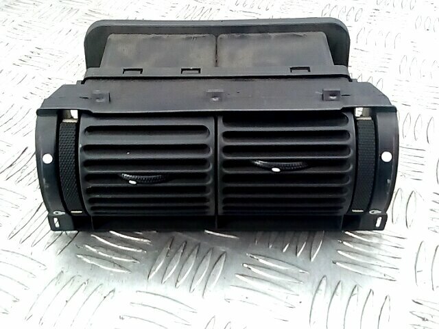 Дефлектор обдува салона Ford Escort 6 1045044 арт. 411276
