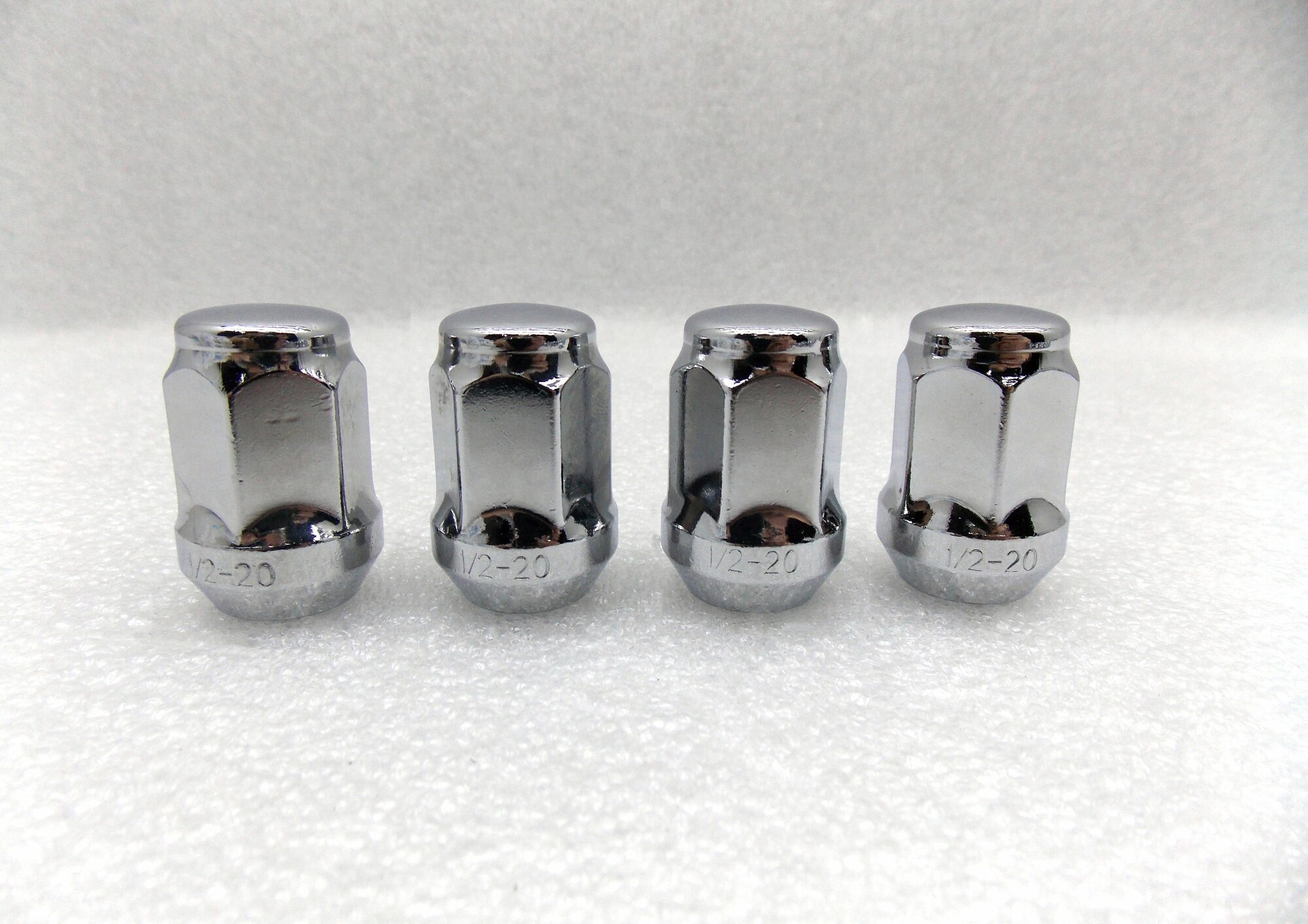 Гайка колесная конус 1/2 L 35 ключ 19 Хром. Комплект - 4 шт.