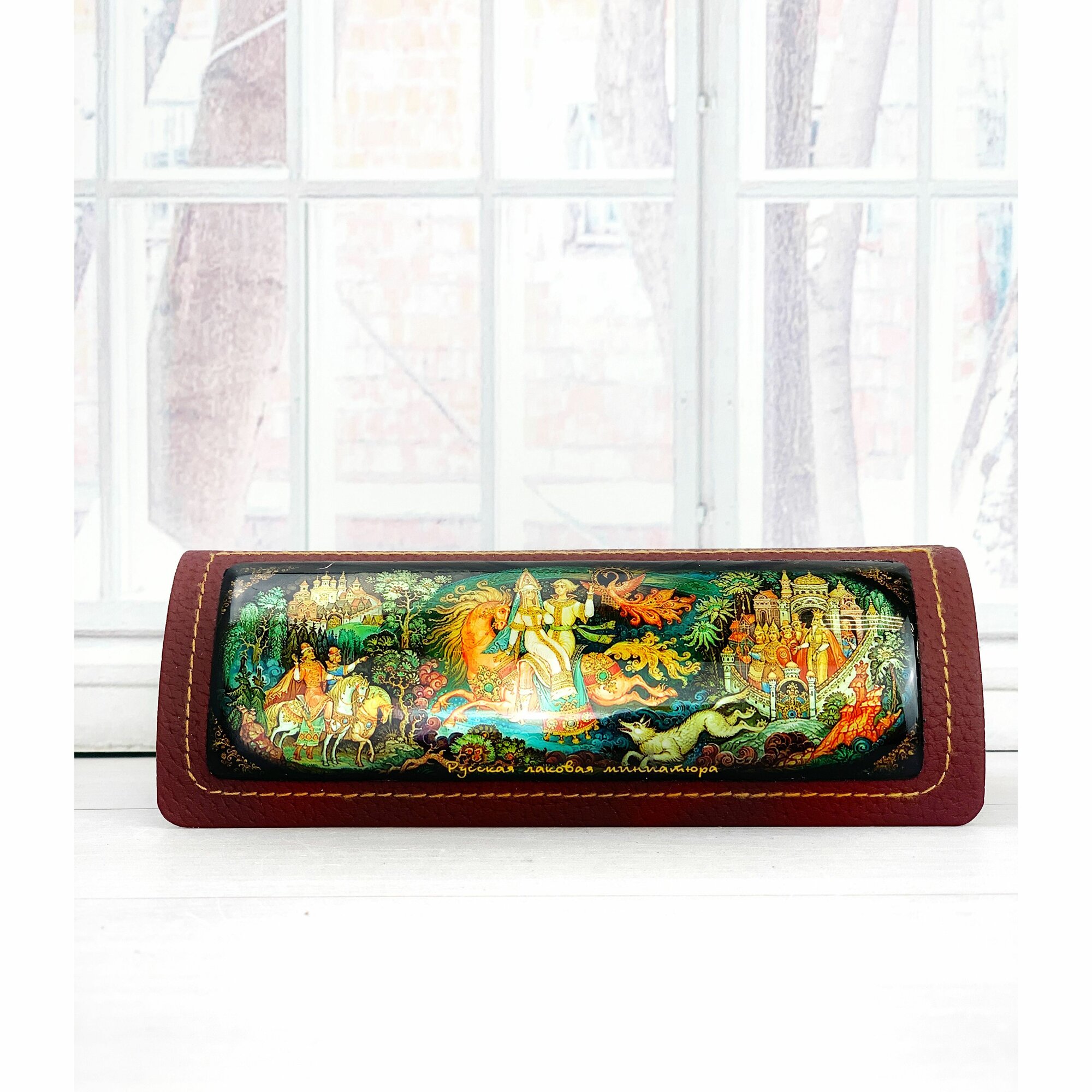 Футляр для очков женский кожаный на магните. Чехол для очков мужской складной