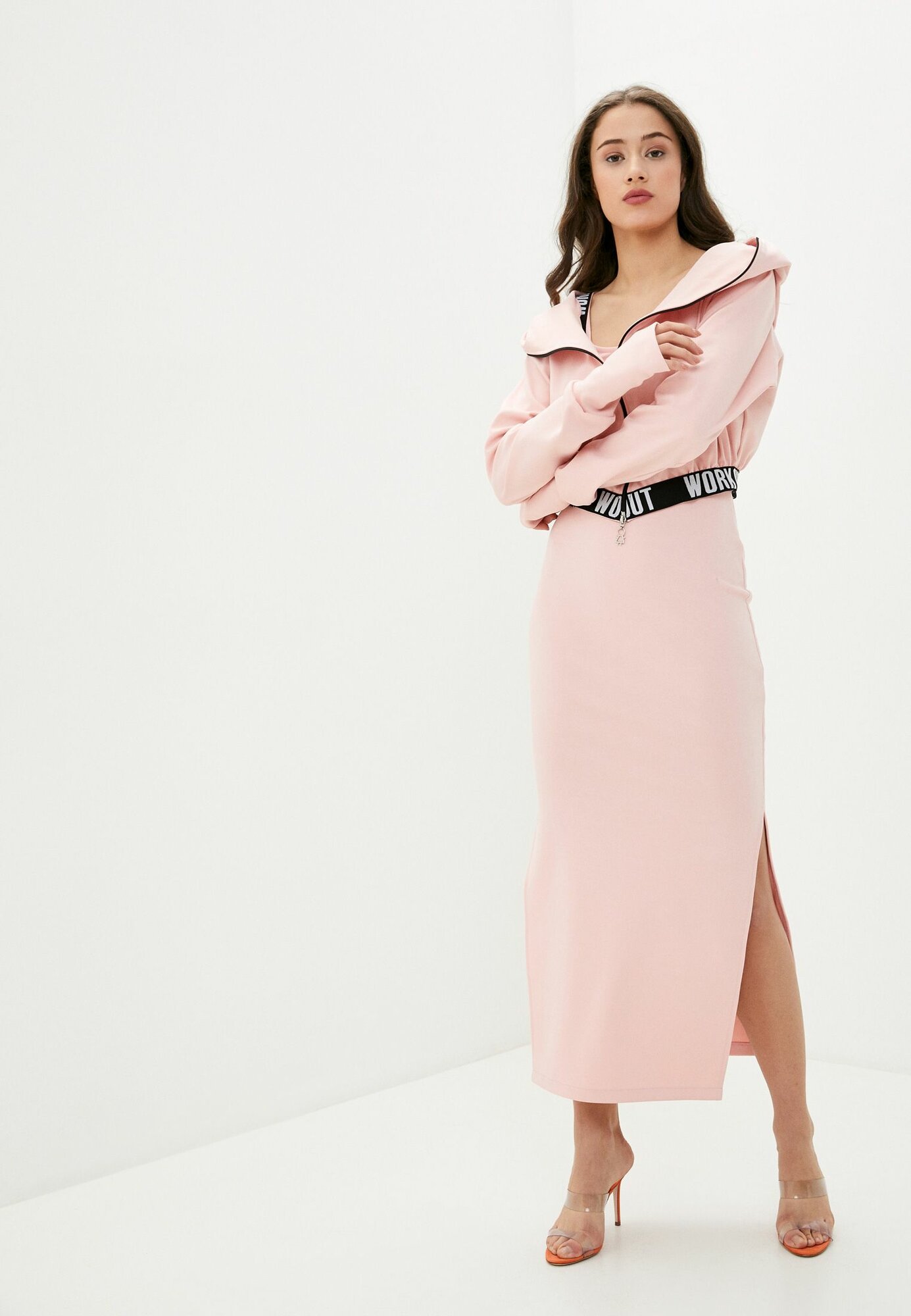 Костюм спортивный