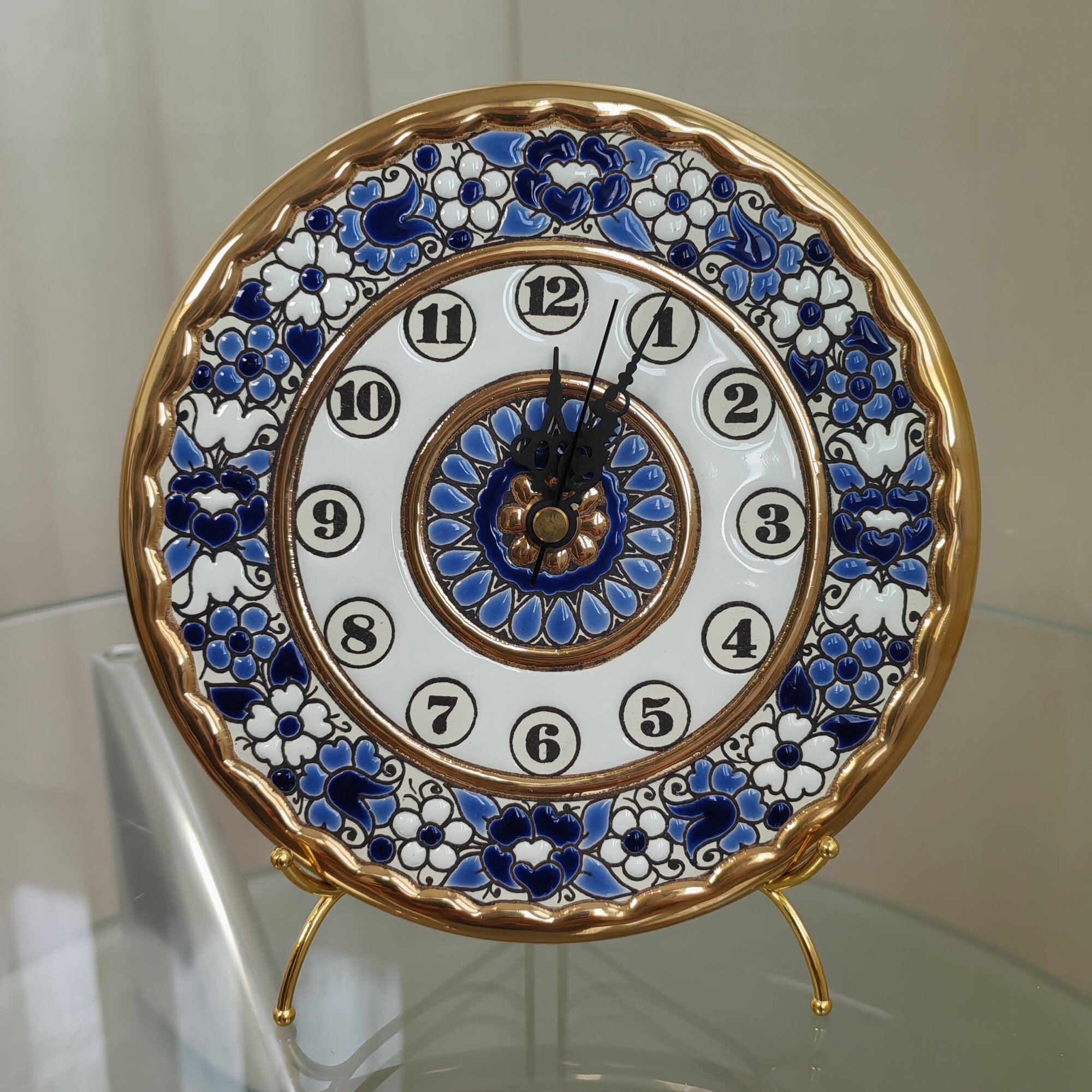 Часы настенные, керамические фабрики Cercolon диаметр 17 см, ручная работа испанских мастеров