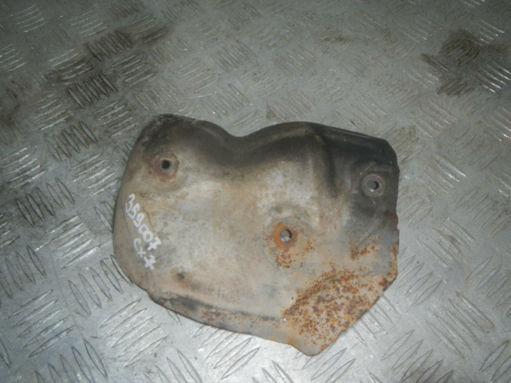 Б/У Экран тепловой, Mazda (Мазда)-CX-7 (07-) MAZDA CX-7 (07-) 2.3 MZR TURBO Без повреждений 359007 MAZDA арт. L3K913380