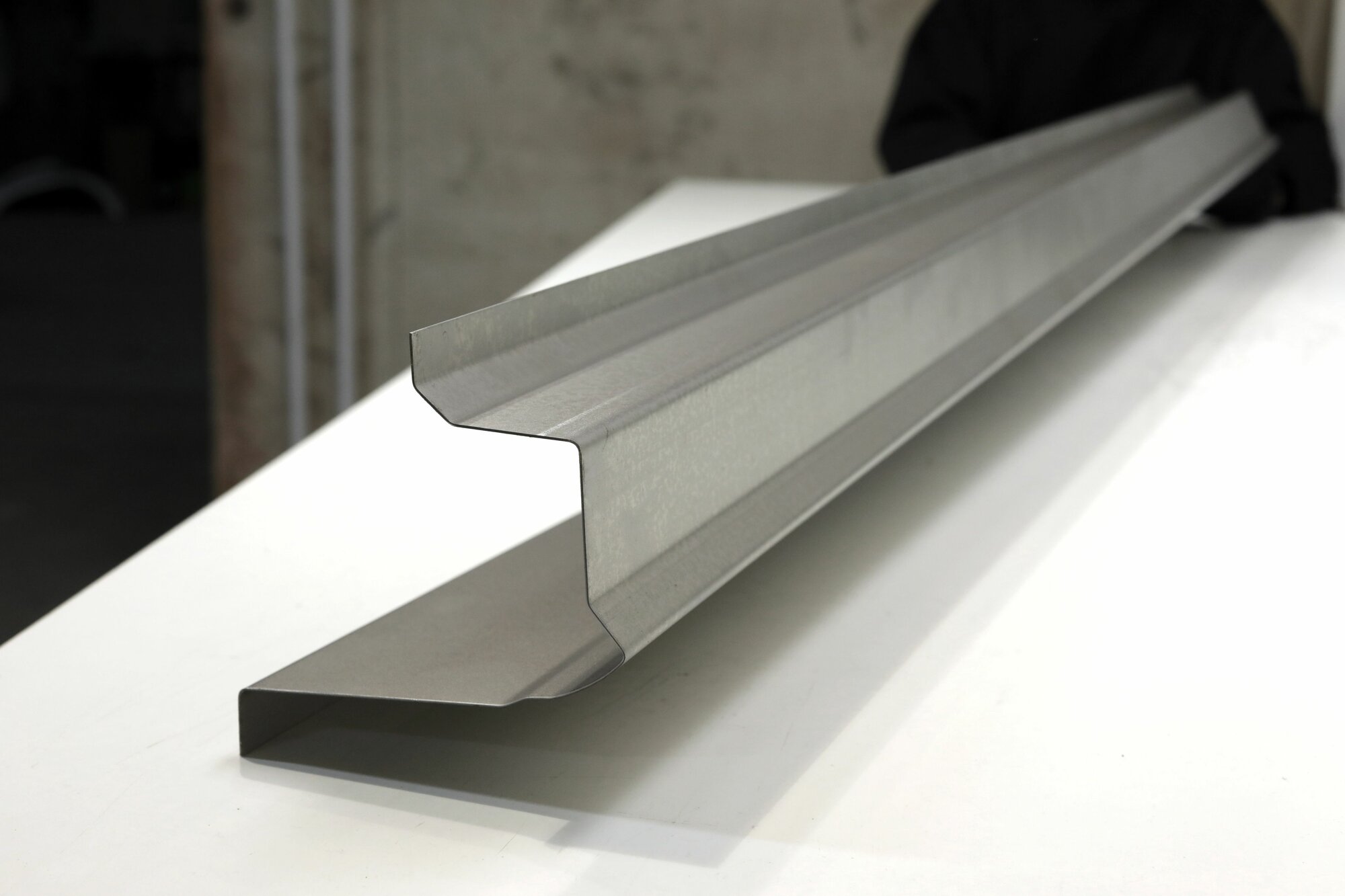 Порог ремонтный левый для Chrysler Voyager/Caravan (RG/RS) 4 поколение 2000-2008 (додж караван / вояджер 4), холоднокатаная сталь 1 мм