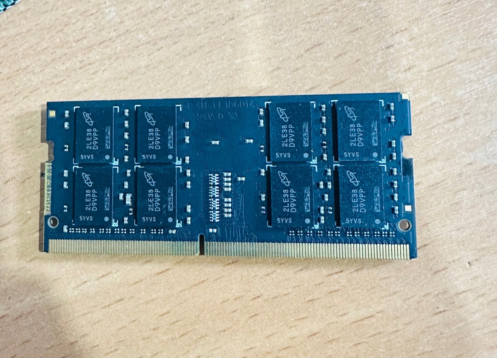 Оперативная память Netac Basic DDR4 - 16GB, 3200 МГц, SO-DIMM, CL22, RTL (ntbsd4n32sp-16)