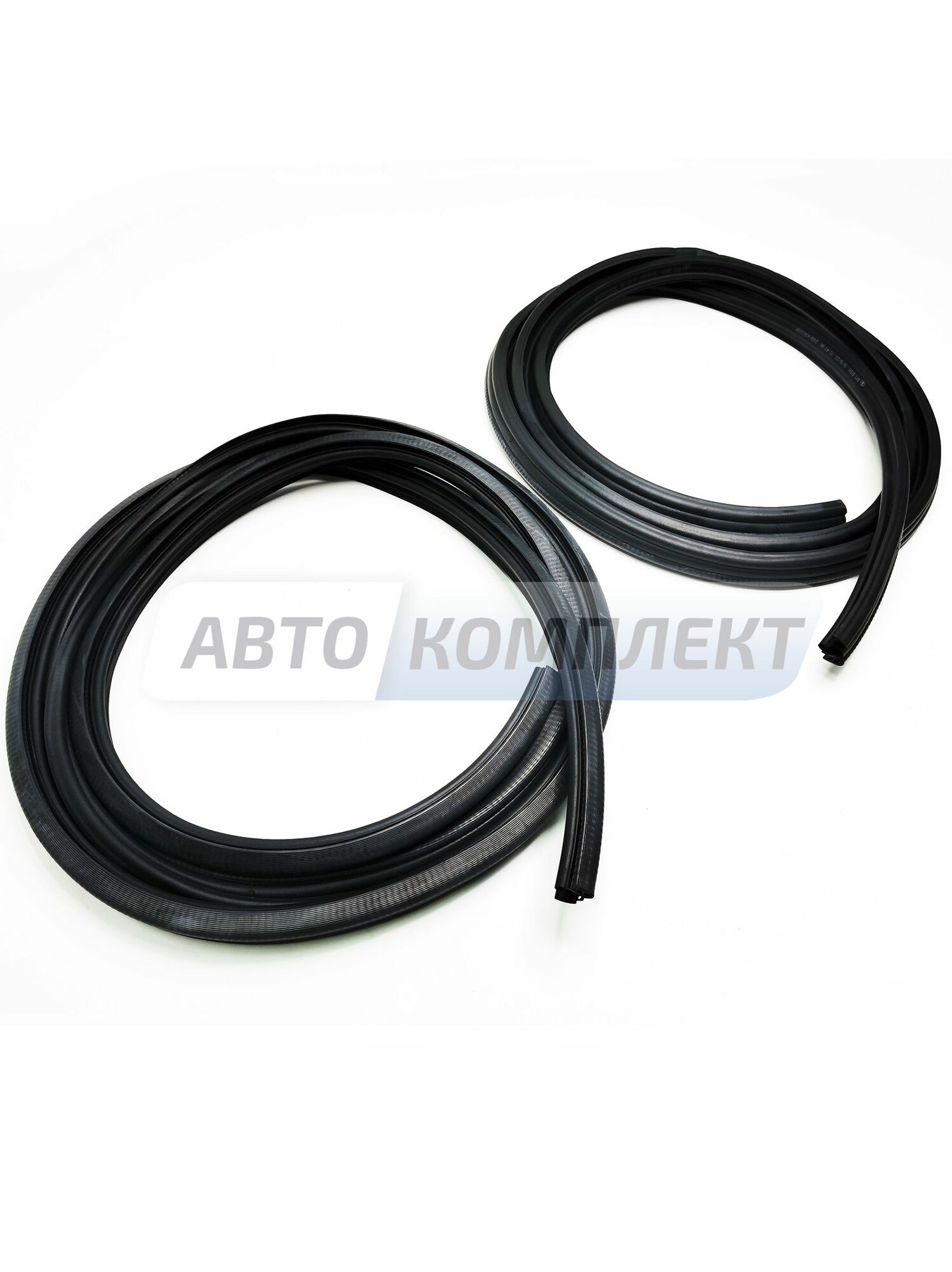 Уплотнители проема двери трехкамерные для Нивы 2121, 2108, 2109, 21099, 2113, 2114, 2115, Ока