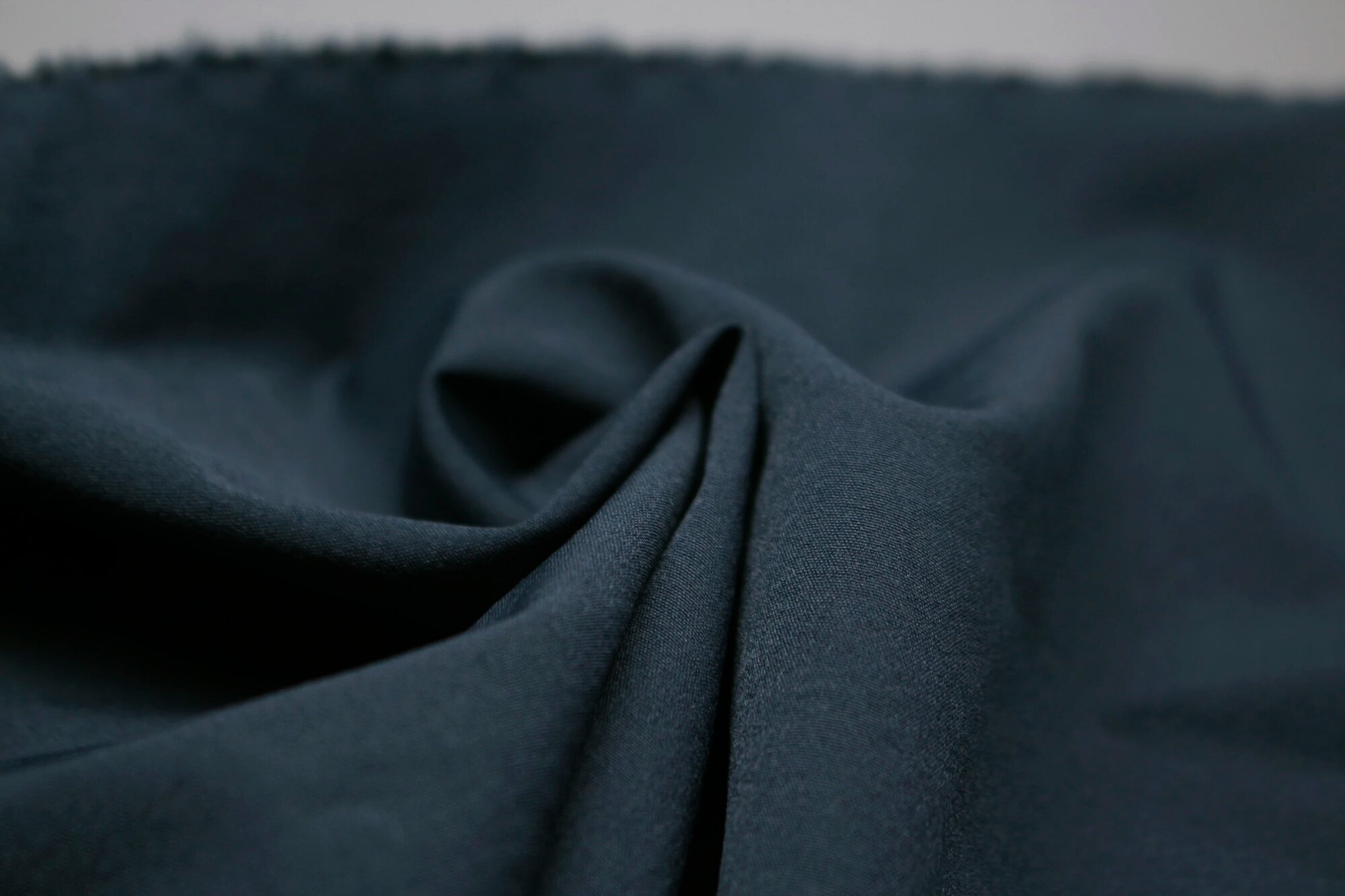 Нейлоновая ткань 70D 4-way stretch чёрная/белая Темно-синий, Blue 29 Brass Blue