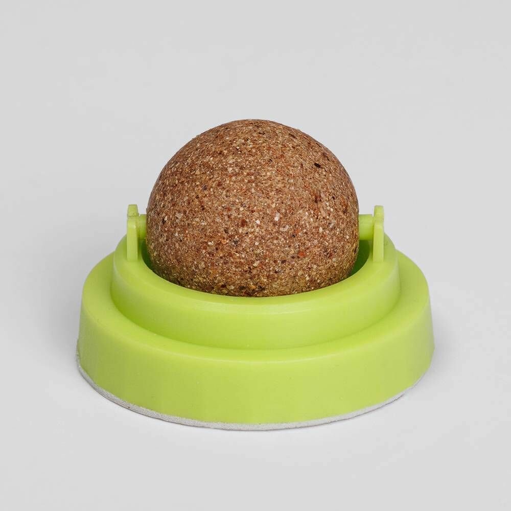 Игрушка для кошек с мататаби и фруктовой пудрой Шарик-лизунец, 3,4х4,7х4,7 см