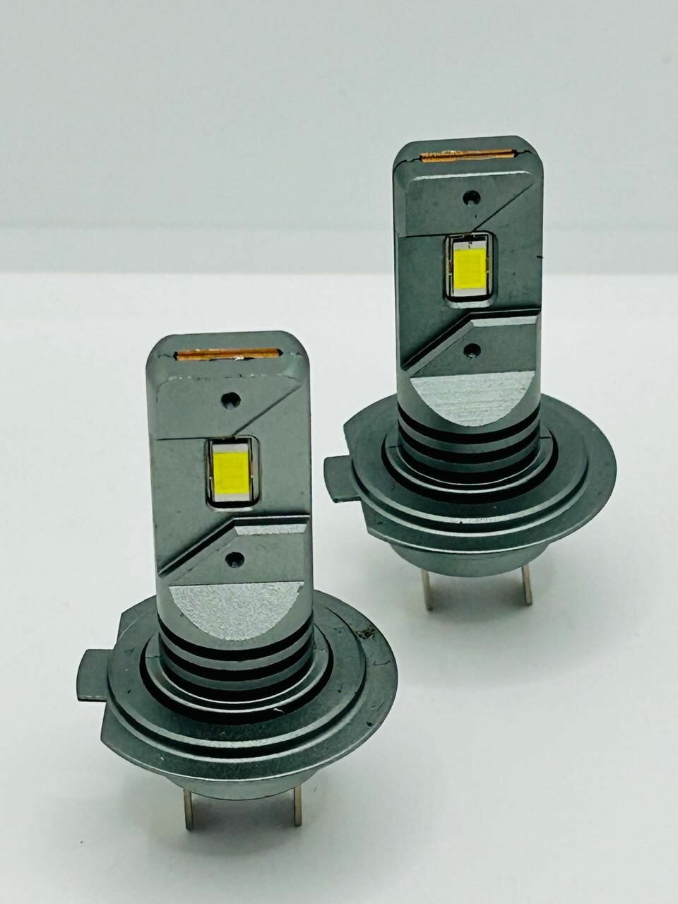 Яркие Светодиодные Лампы D6 Н7 6500K