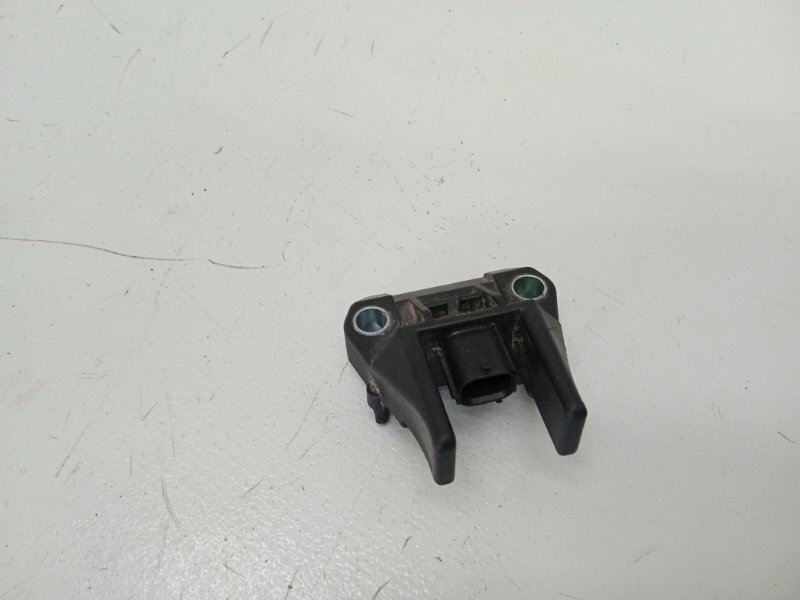 Б/У Лексус GS S190 Датчик AIR BAG Lexus GS 2005-2008 S190 106203 TOYOTA арт. 8917345050