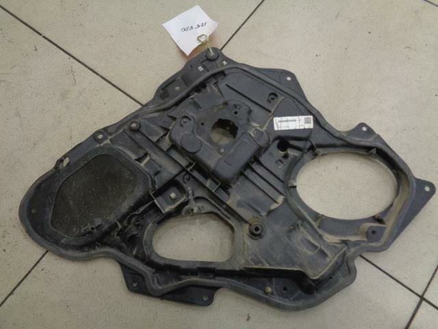 Панель двери задней правой от Mazda 3 bk 2003-2009