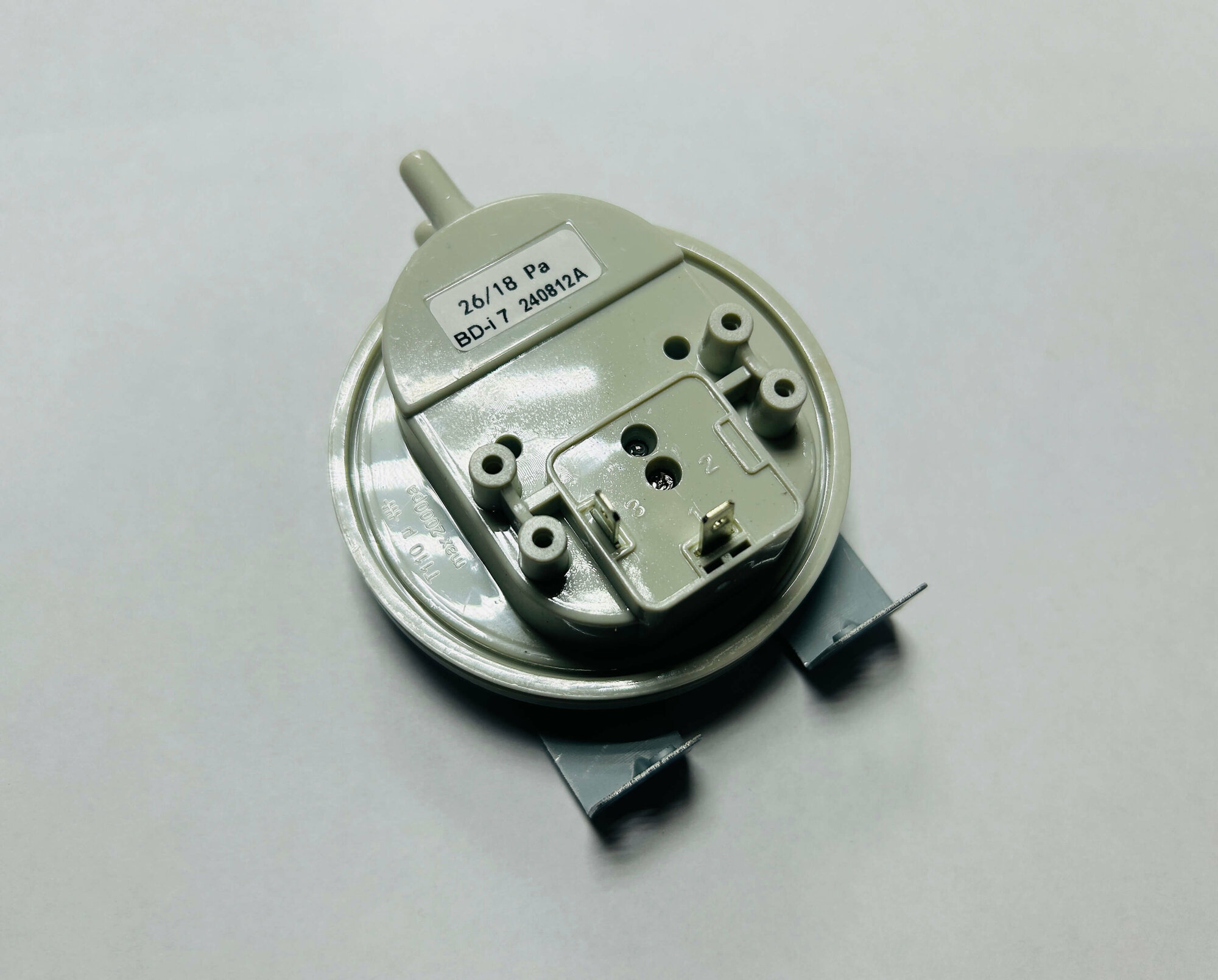 Прессостат (моностат, реле давления воздуха) для котлов Bosch, Junkers, Buderus 26/18 Ра