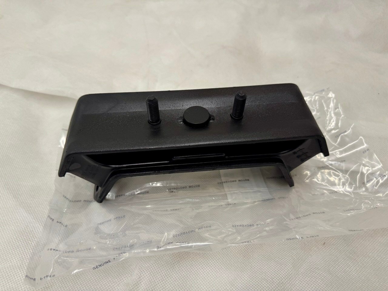 Подушка КПП 3194021002 SSANGYONG Kyron. Rexton. Actyon. Actyon Sposts. Rodius