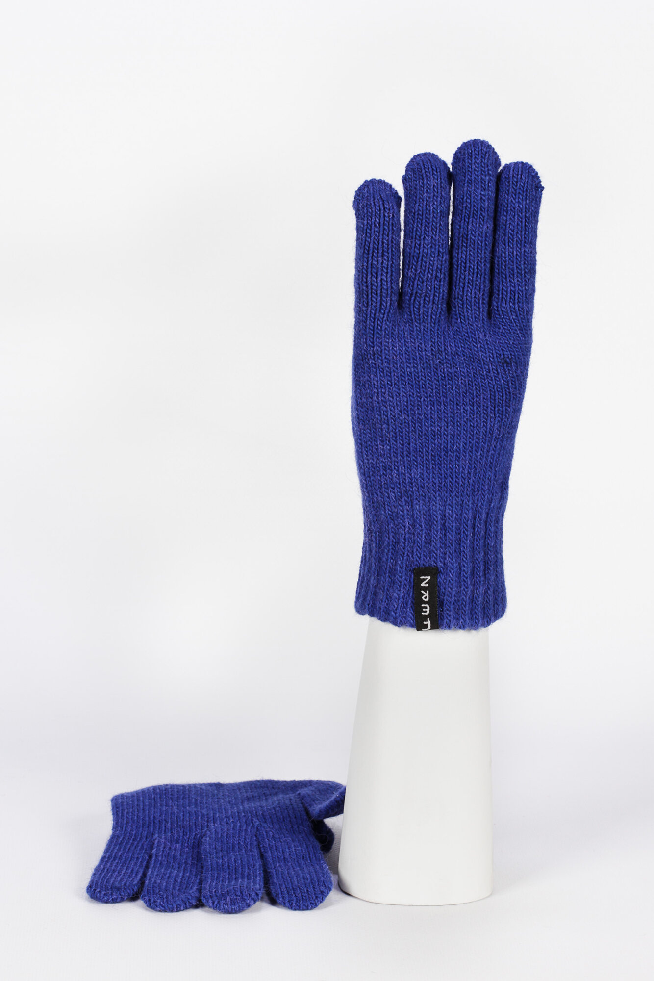 Перчатки для женщин