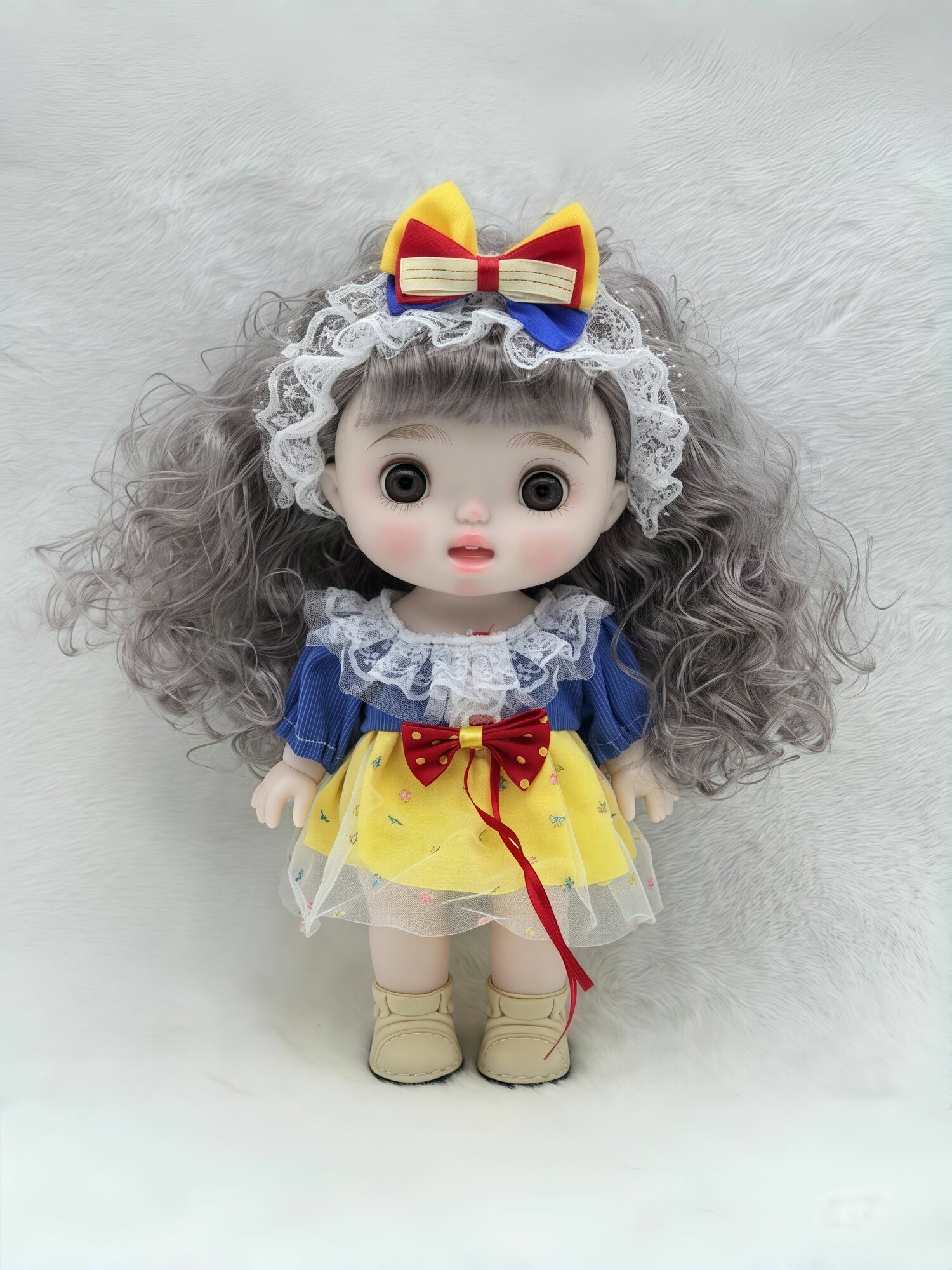 Виниловая кукла "милая девочка", 26 см