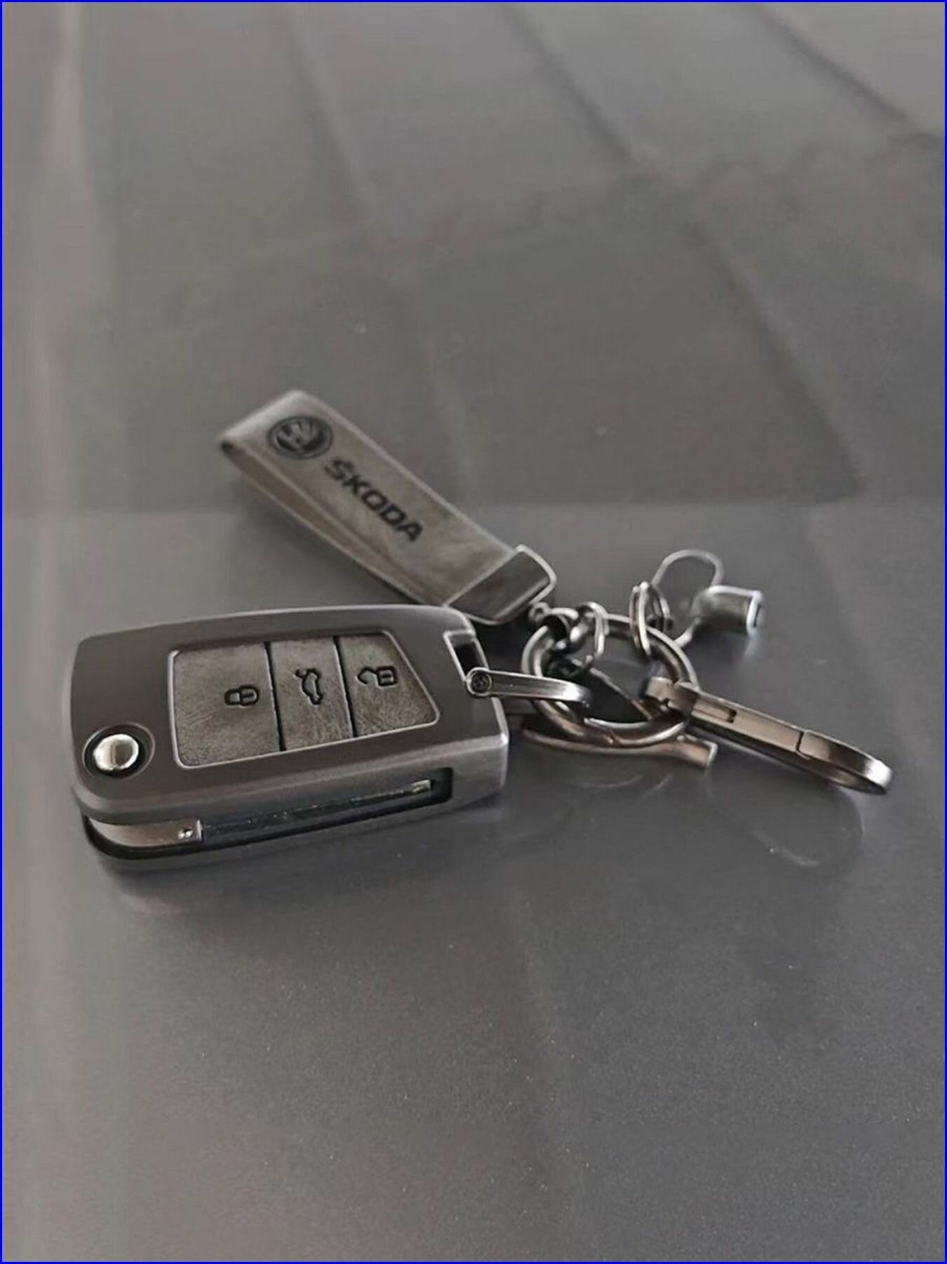 Защитный чехол для ключа автомобиля Skoda Для моделей Rapid, Superb, Octavia, Kodiaq, Karoq, Kamiq Стильный кожаный чехол-накладка