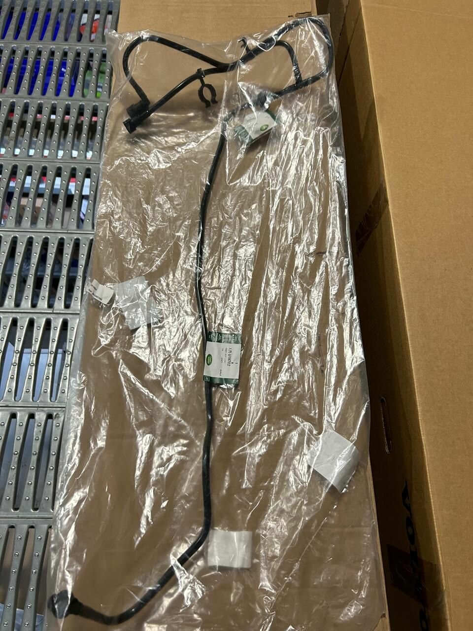 LR019702 Трубопровод автомобильный