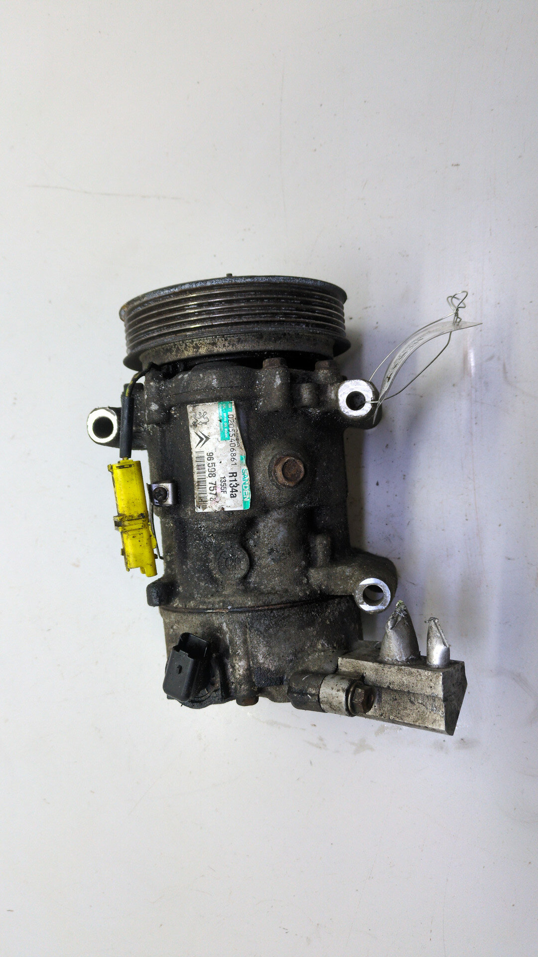 Компрессор кондиционера Mini Clubman (R55) Б/У