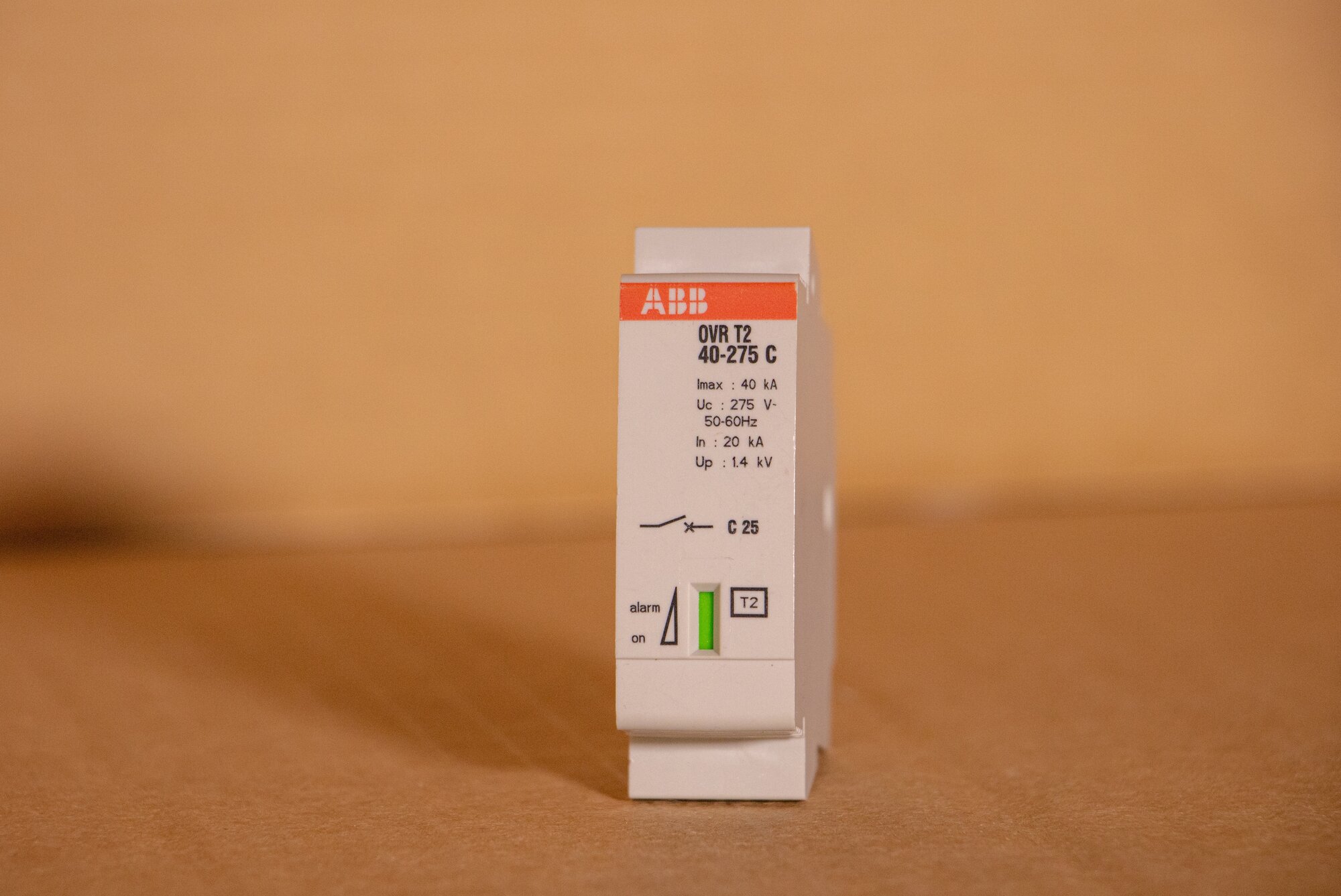 Ограничитель перенапряжения УЗИП ABB OVR T2 3N 40 275P ABB 2CTB803953R1100