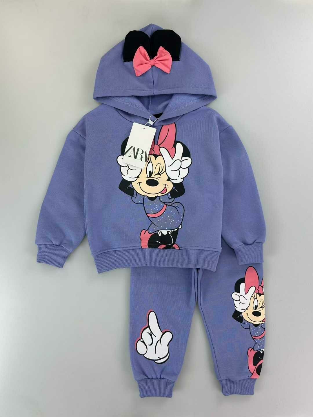 Комплект одежды