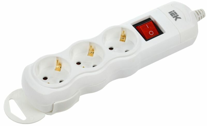 Колодка удлинителя IEK с заземлением и выключателем, 3 места, РПр03В