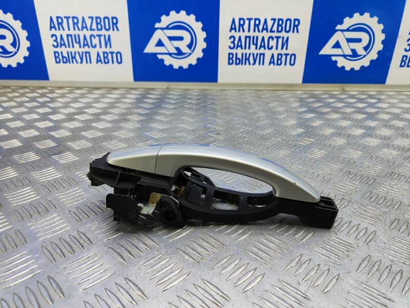 Б/У Ручка двери задней наружная левая Ford Focus 3 / Форд Фокус 3 1.6 PNDA 125 Л.С. универсал 2012