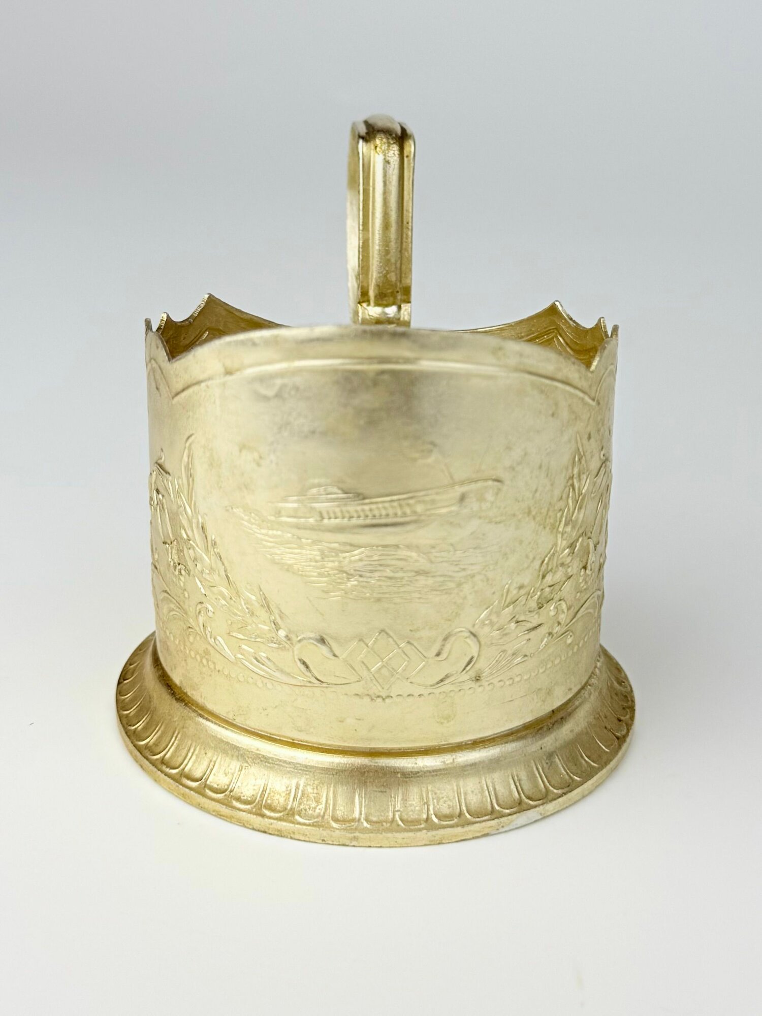 Советский винтажный алюминиевый подстаканник Корабль, клеймо КХИ