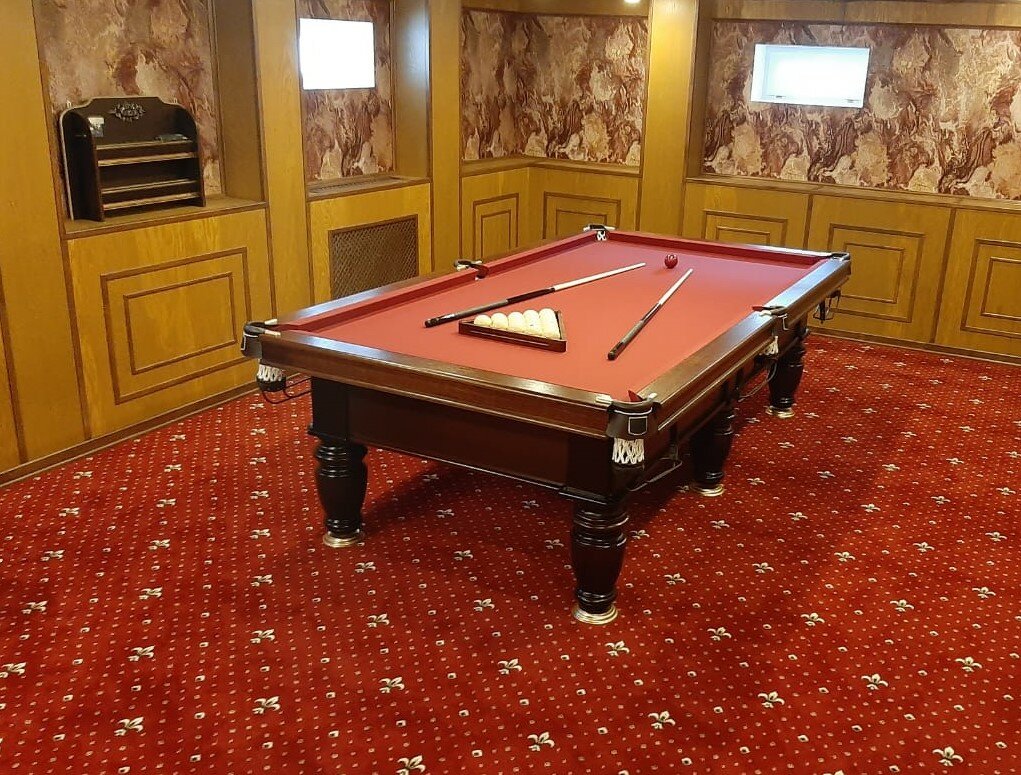 Бильярдный стол Бигль Штольц, 8 футов, для американского пула или русской пирамиды.