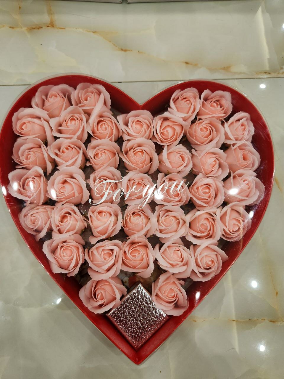 Подарочный набор из 39 мыльных цветов для мамы, сестре, девушки на любой праздник."Алое сердце"Розового цвета