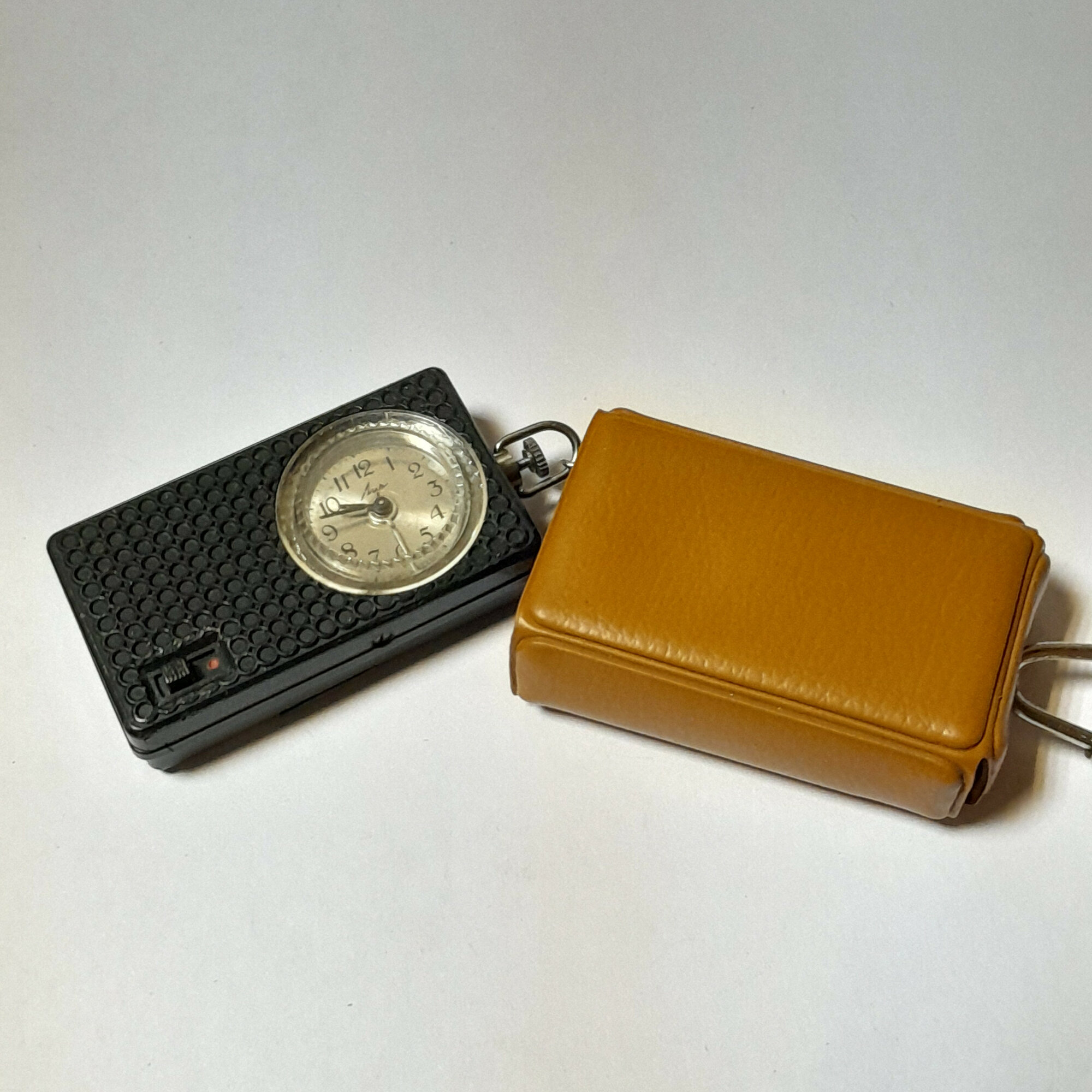 Часы - брелок Луч, кварцевые, рабочие. Винтаж, СССР.