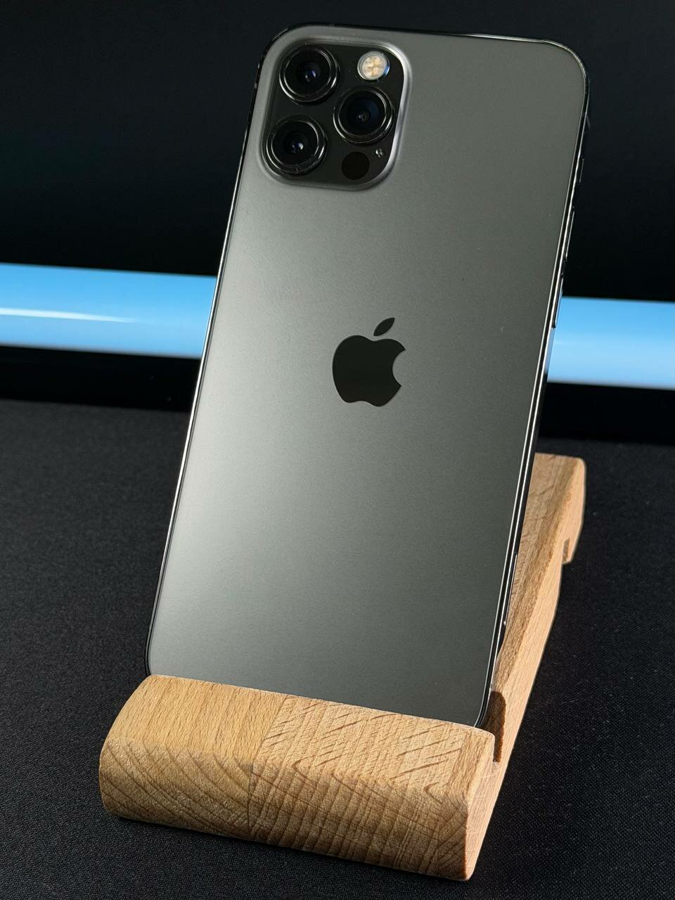 Смартфон Apple iPhone 12 Pro, 256gb, Graphite, ZP, nano SIM + eSIM