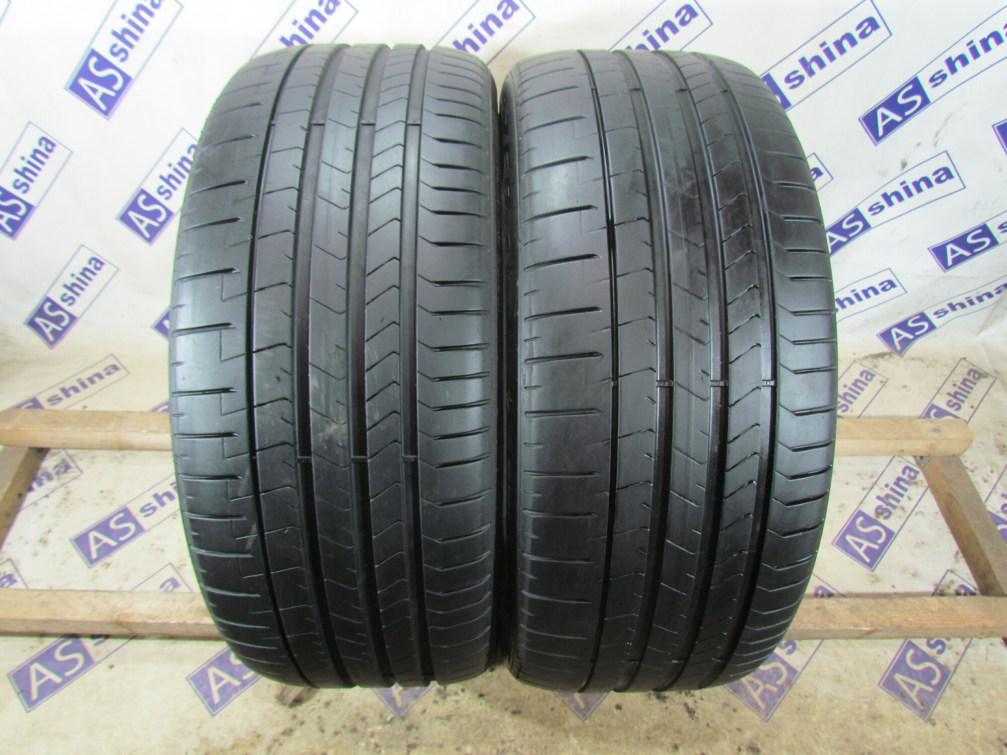Pirelli P Zero PZ4 275 40 R22 летние БУ шины 5-10% износ , артикул 0023889