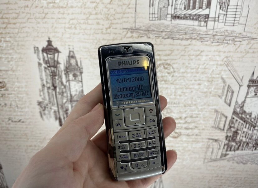 Оригинальный Б/У Retro Mania дарит ностальгию, Philips Xenium 9@98