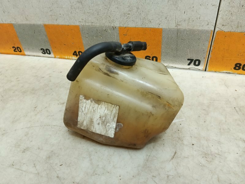 Б/У Бачок расширительный Toyota Carina E 1993 AT190 481718 TOYOTA арт. 1647002040