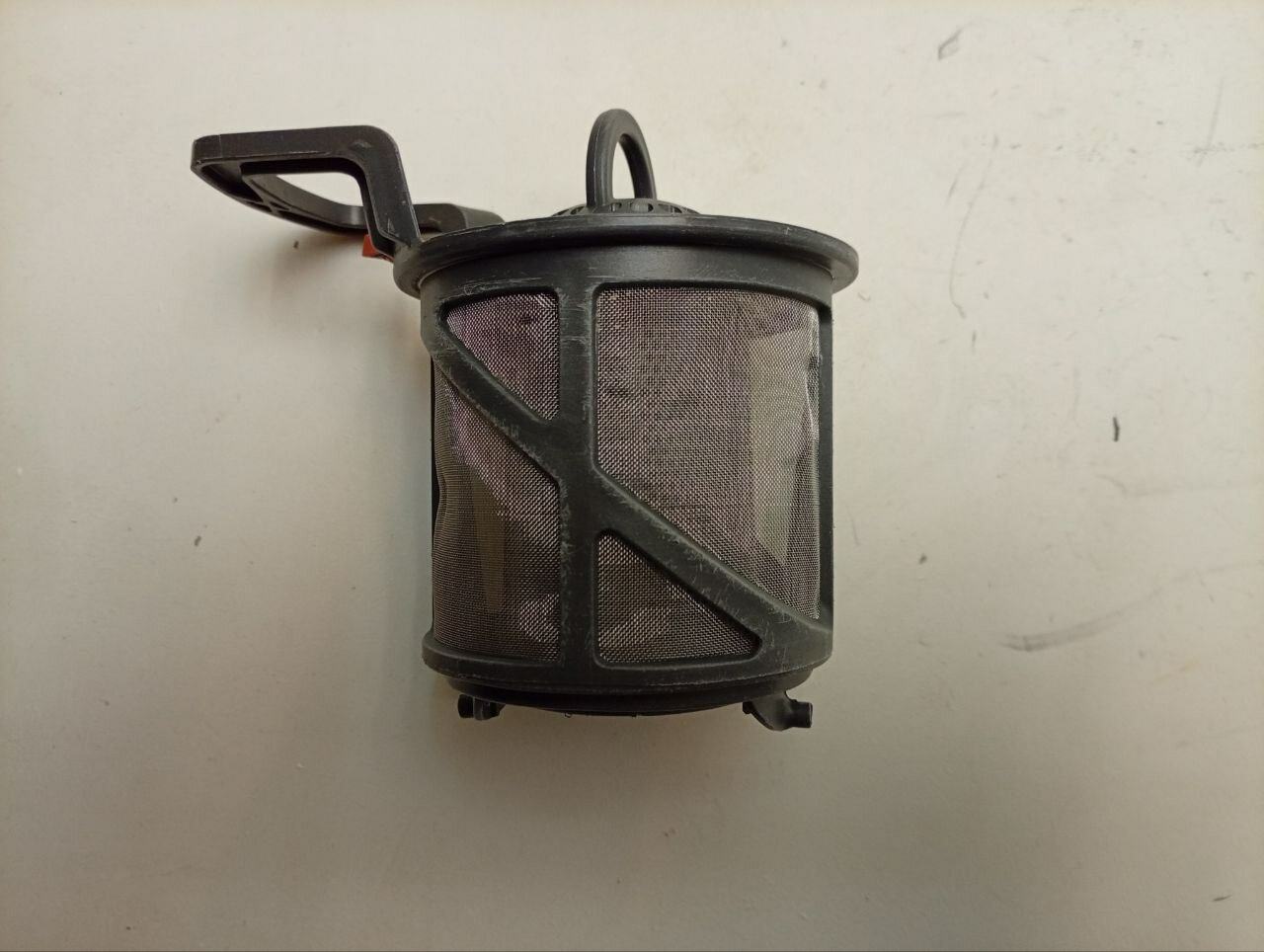 ESL98330 ктп2 Сливной фильтр для посудомоечных машин Electrolux, Zanussi, AEG 8075472012 б/у