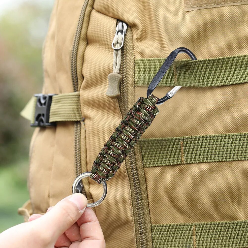 Прочный карабин с плетеным шнуром для ключей и снаряжения