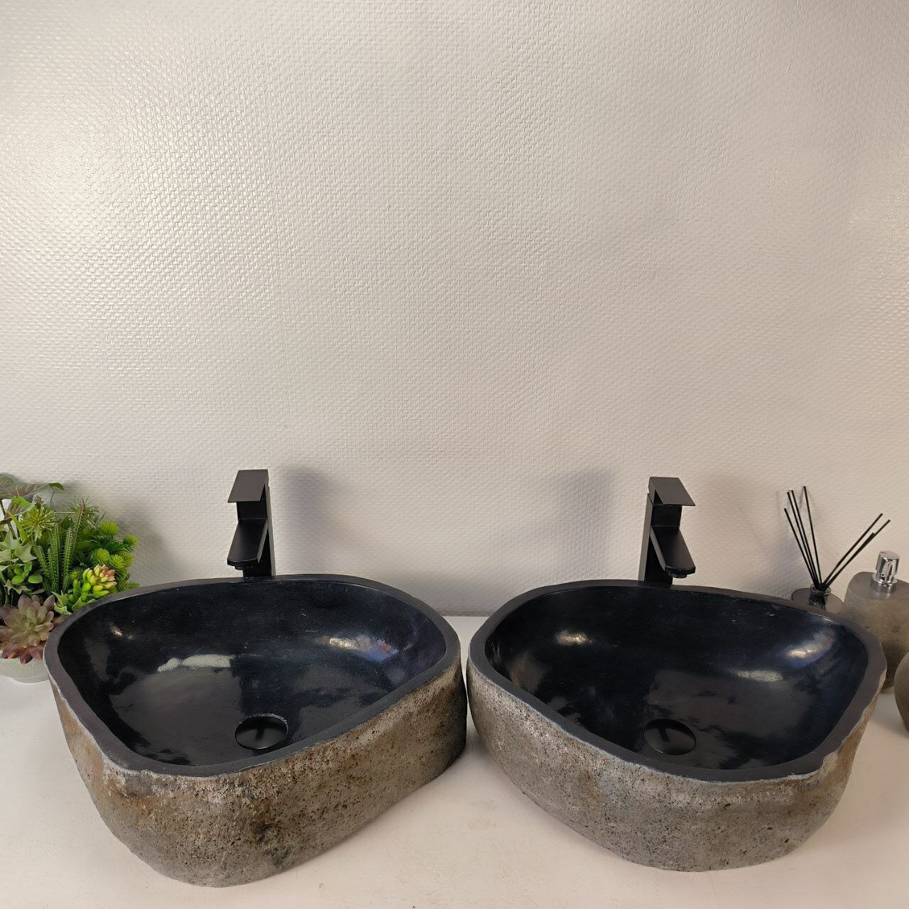 Раковина INDO-MARKET из натурального речного камня пара 53х40х15 072550