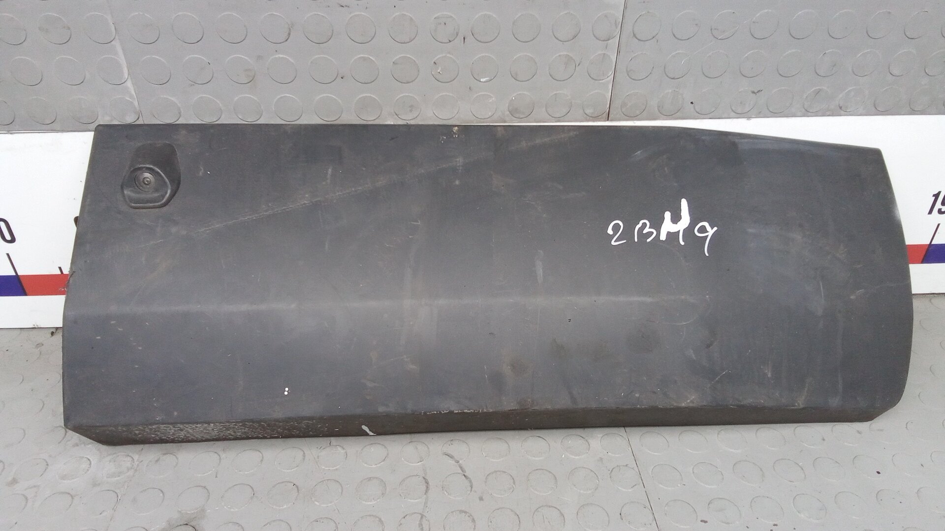 Молдинг двери распашной правой FORD TRANSIT 8