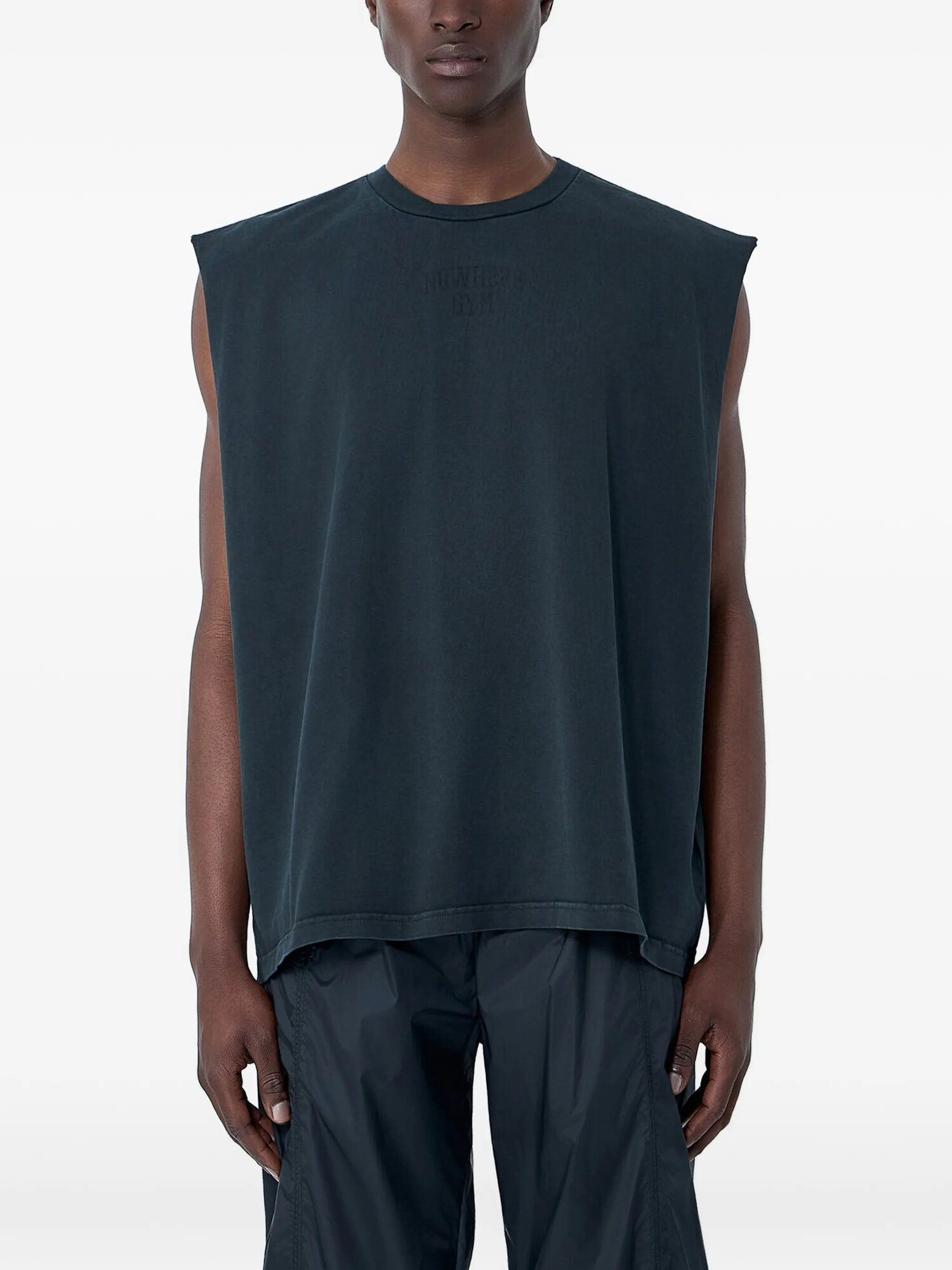 Топ Sleeveless crew neck top
