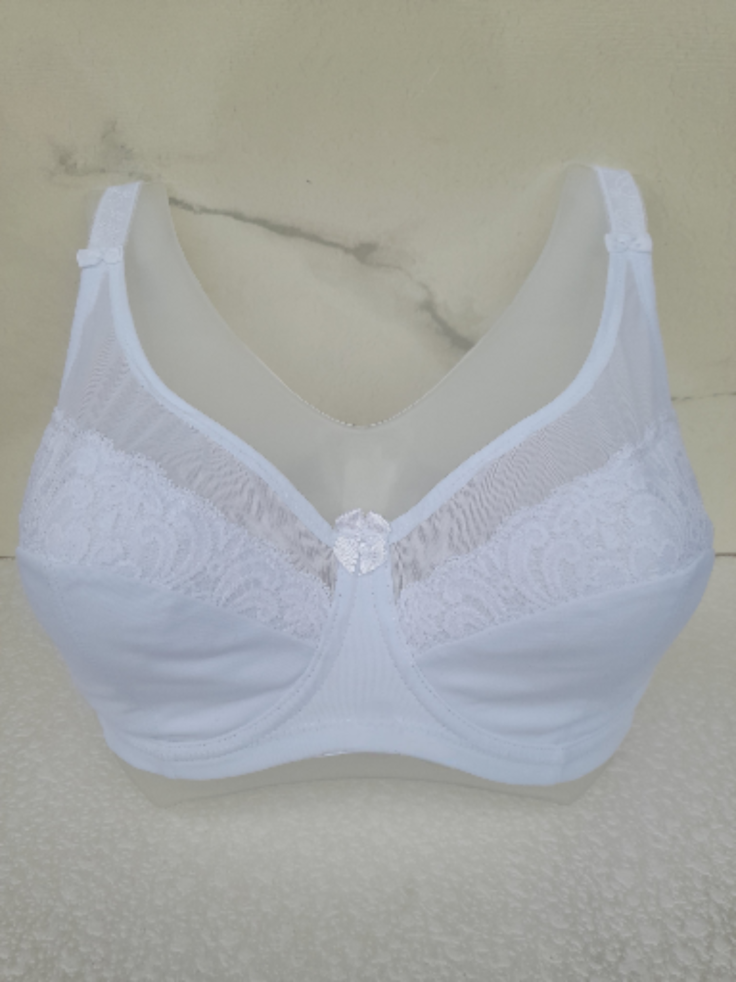 Бюстгальтер