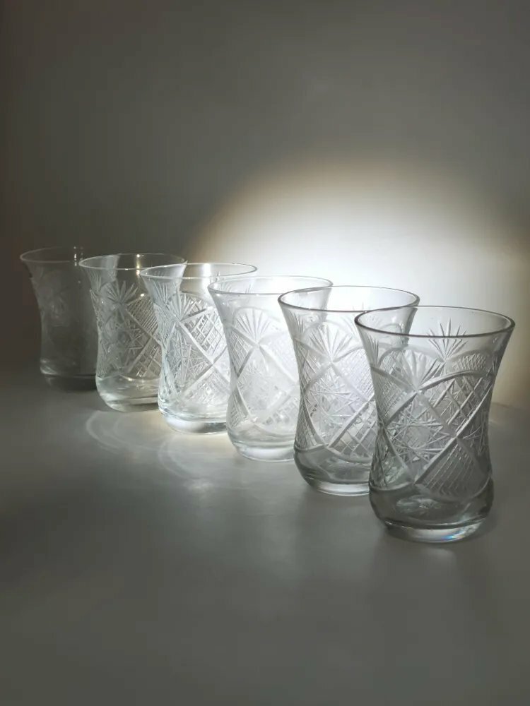 Набор из 6-ти стаканов армуду для чая по-восточному с растительным декором