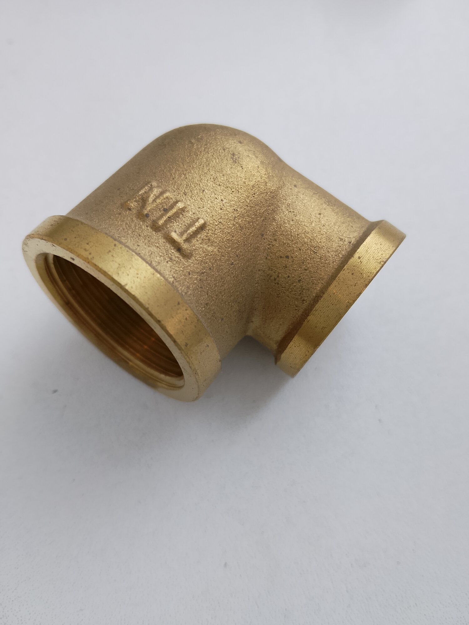 Уголок переходной TIM латунь 3/4 на 1/2, внутренний /внутренний.