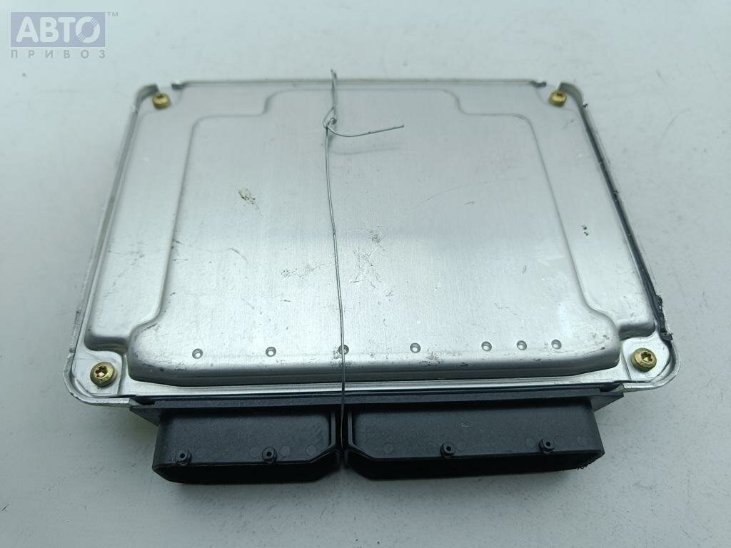 Блок управления двигателем (ДВС) Volkswagen Passat B5+ (GP)