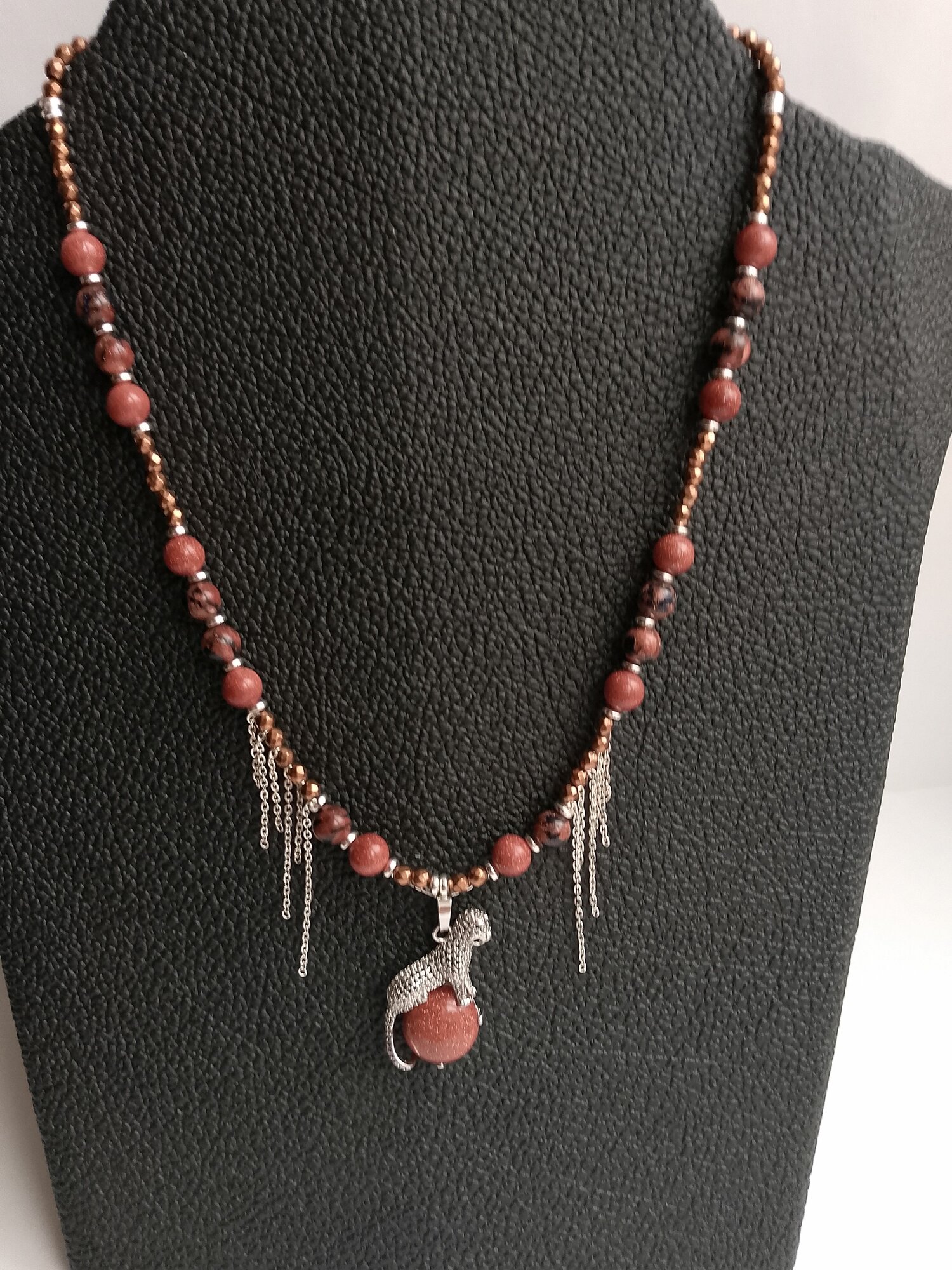 Колье, яшма