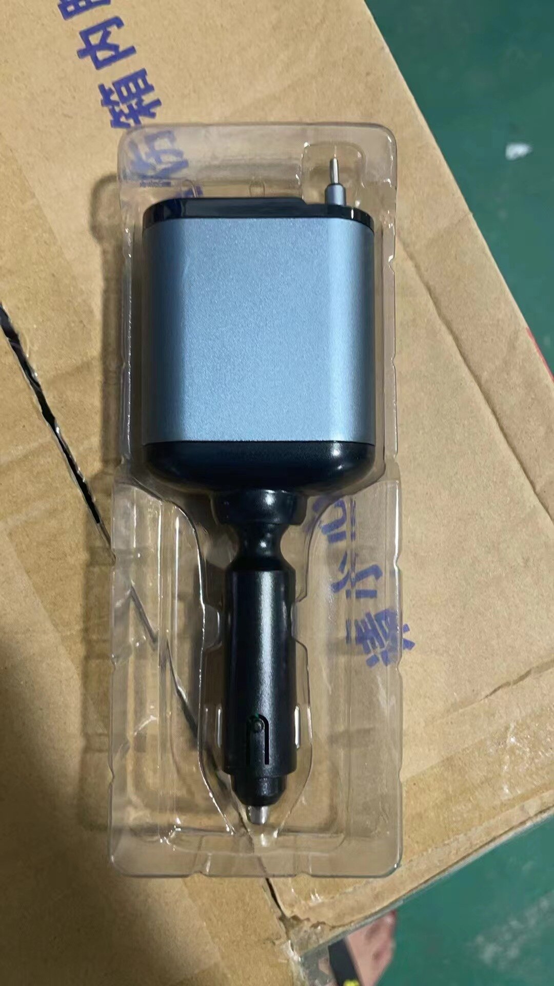 Кросс-бордерный новый цифровой дисплей быстрый зарядный USB адаптер для прикуривателя один-на-четыре 100W супер быстрый зарядный автомобильный зарядник