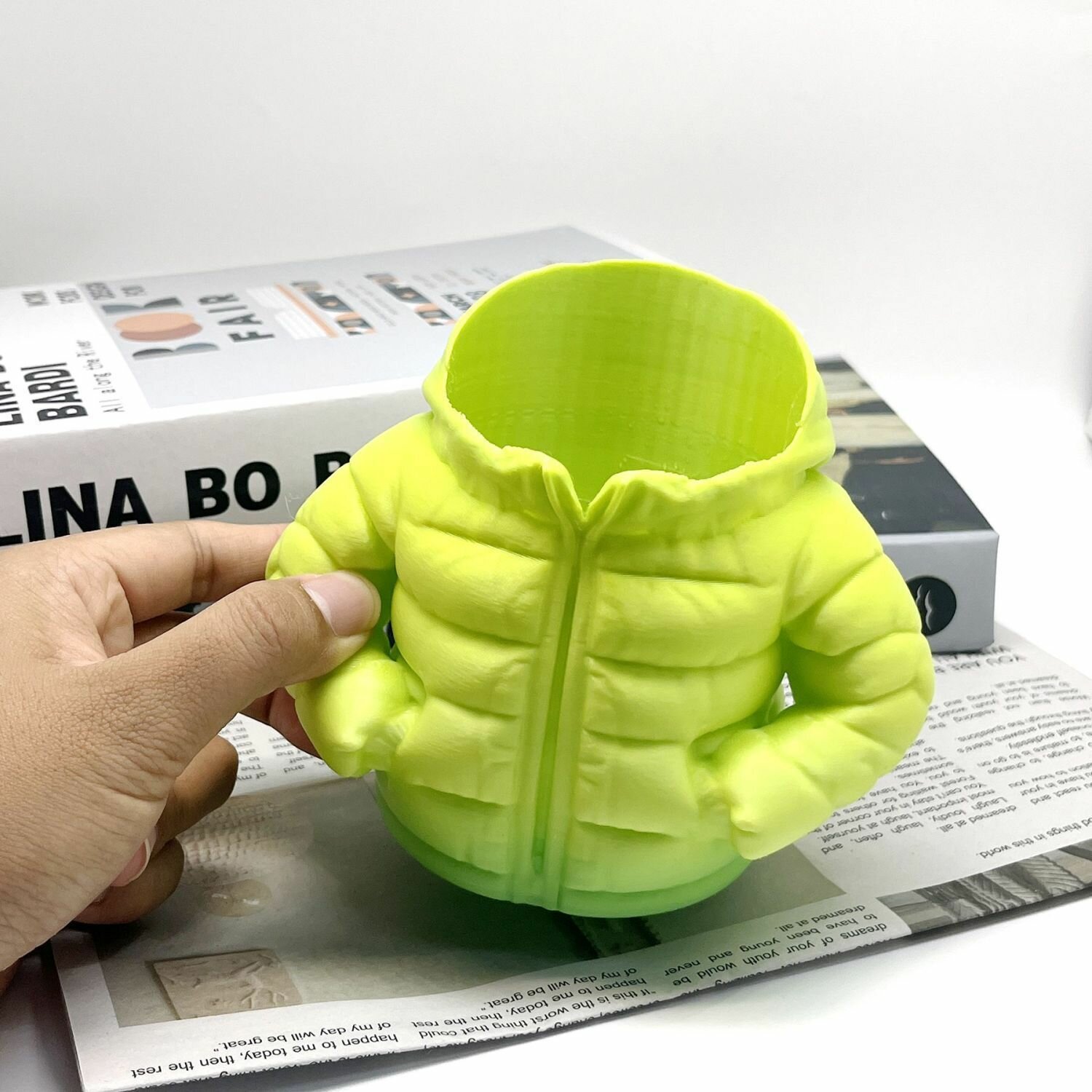 Модный новинка пуховая куртка держатель для ручек подставка для чашек подставка для стаканов горячая продажа классный стол новый креативный 3D печатный настольный для студентов