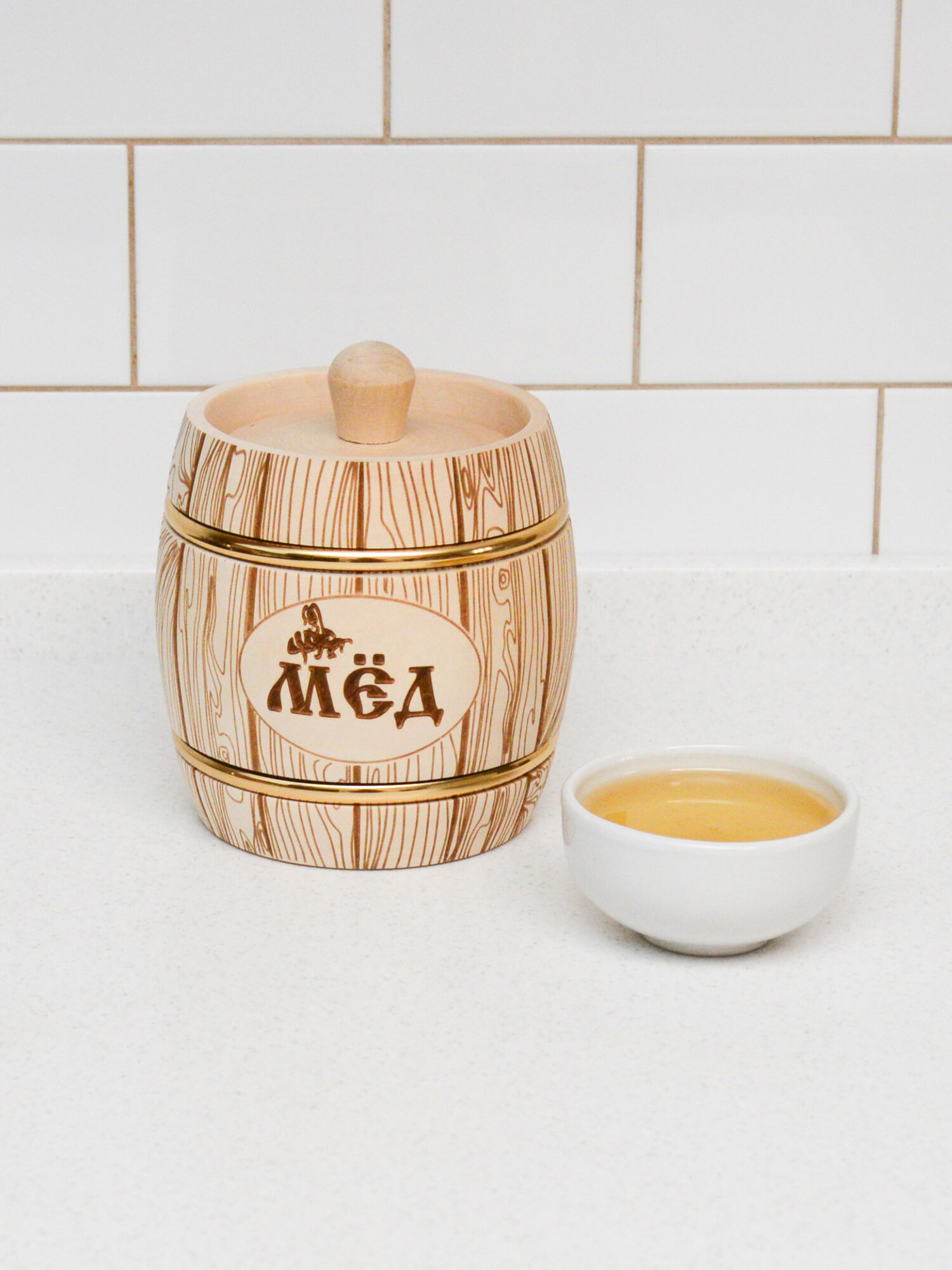 Бочонок деревянный для меда из липы, маленький на 0,5 кг