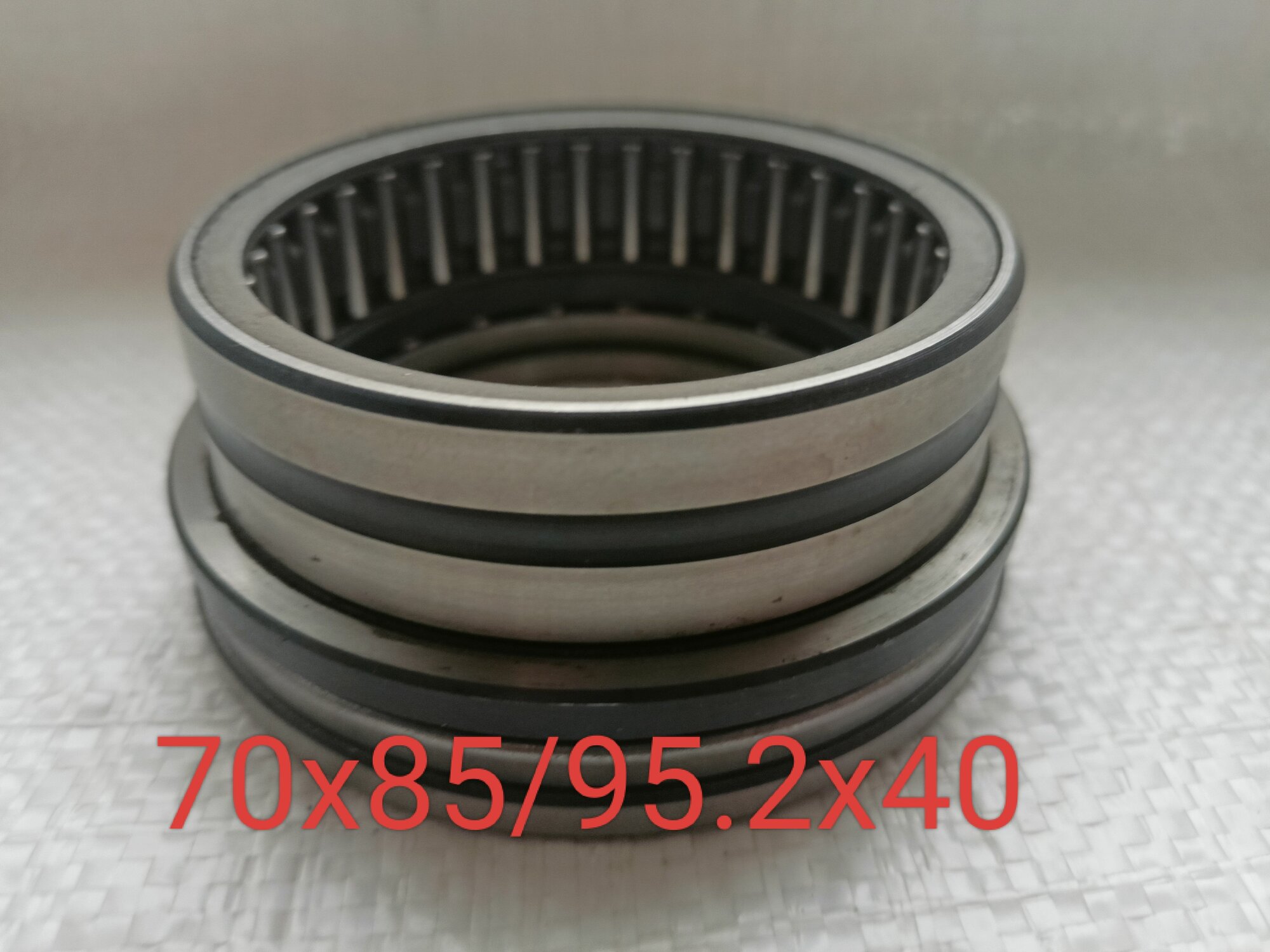 Подшипник NAX7040 (70*85/95.2*40) FAG