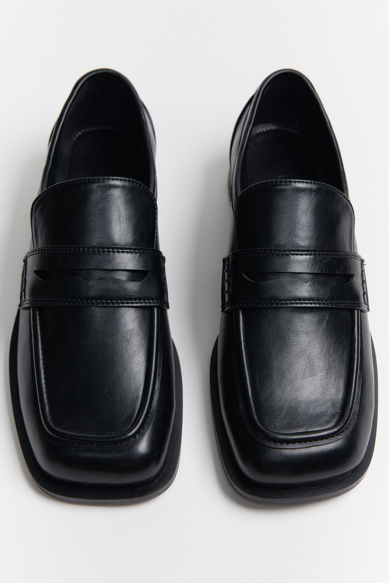 Полуботинки