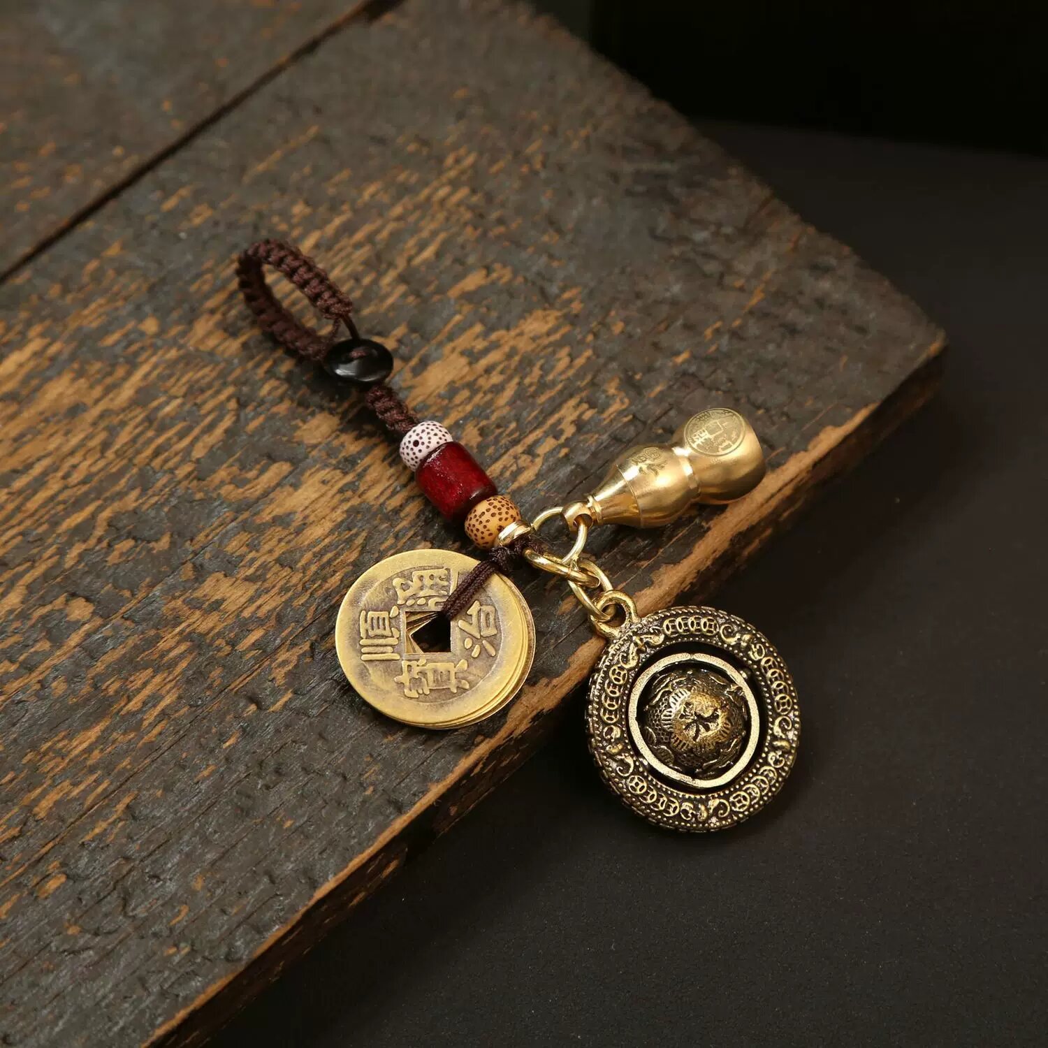 Латунный вращающийся глобус-часы в стиле ретро, состаренный, брелок для ключей, унисекс, подвеска для сумки, поделки